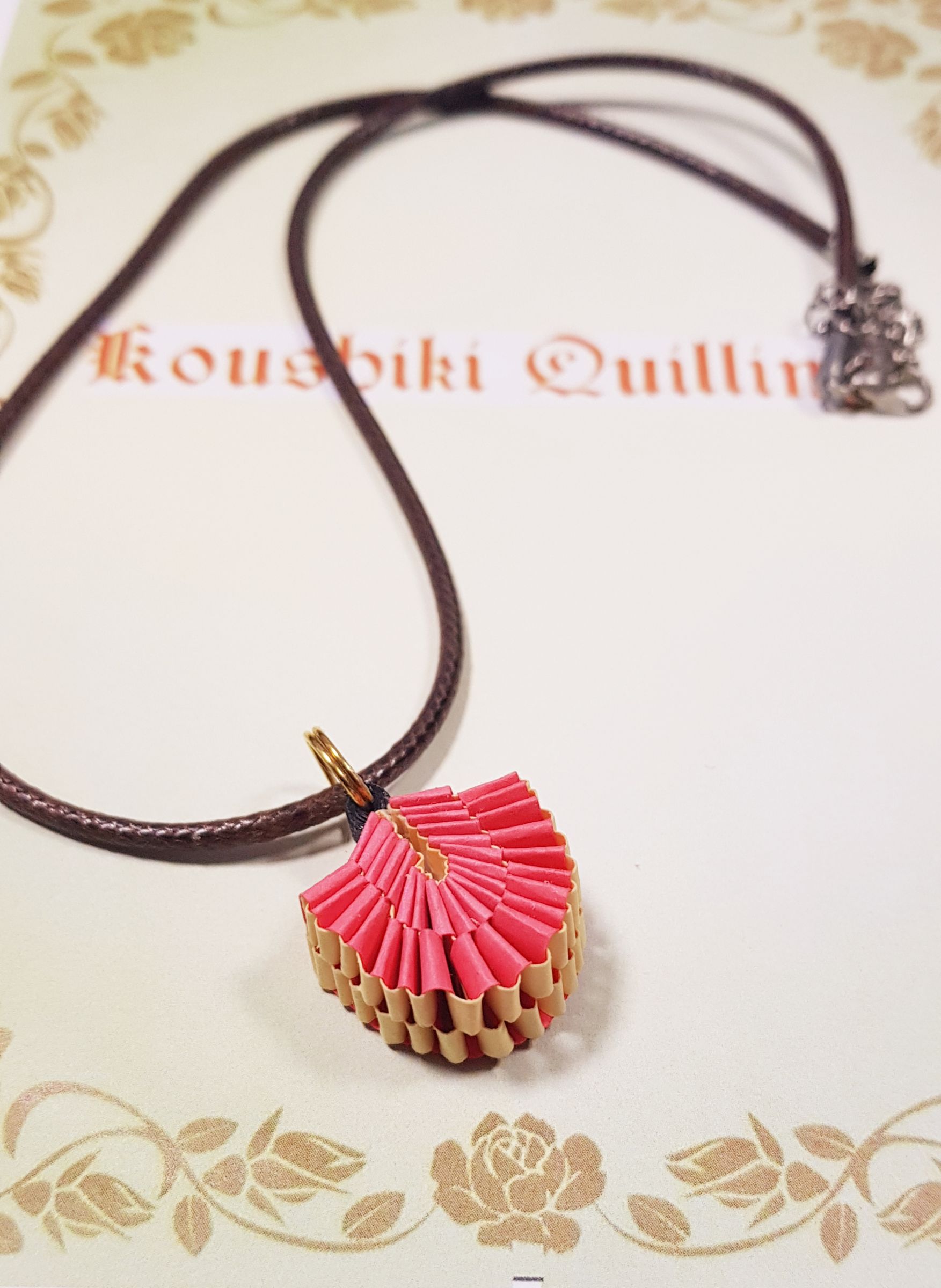 Paper Weaving Pendant : 7 Steps - Instructables