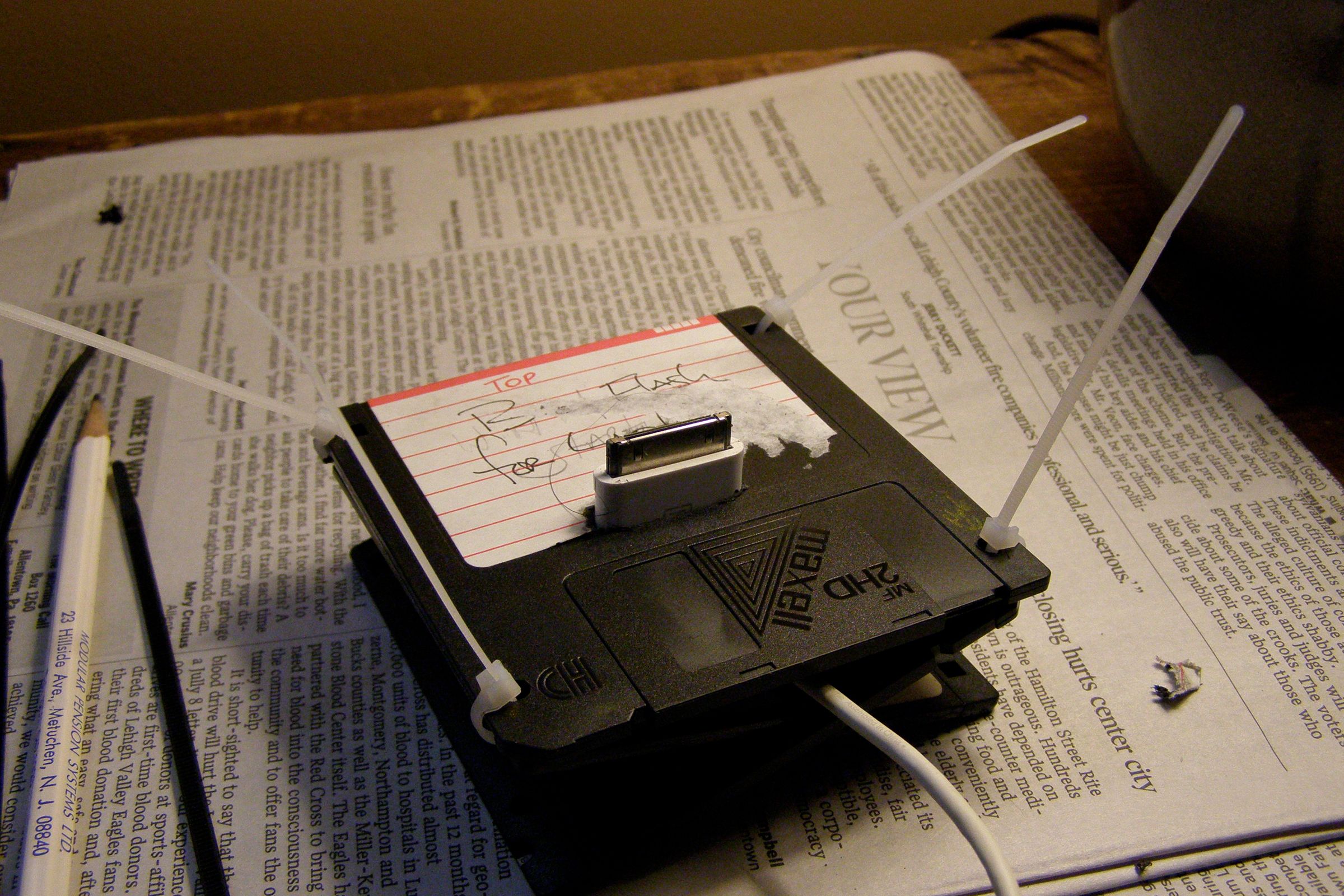 Floppy Disk Dock : 6 Steps - Instructables