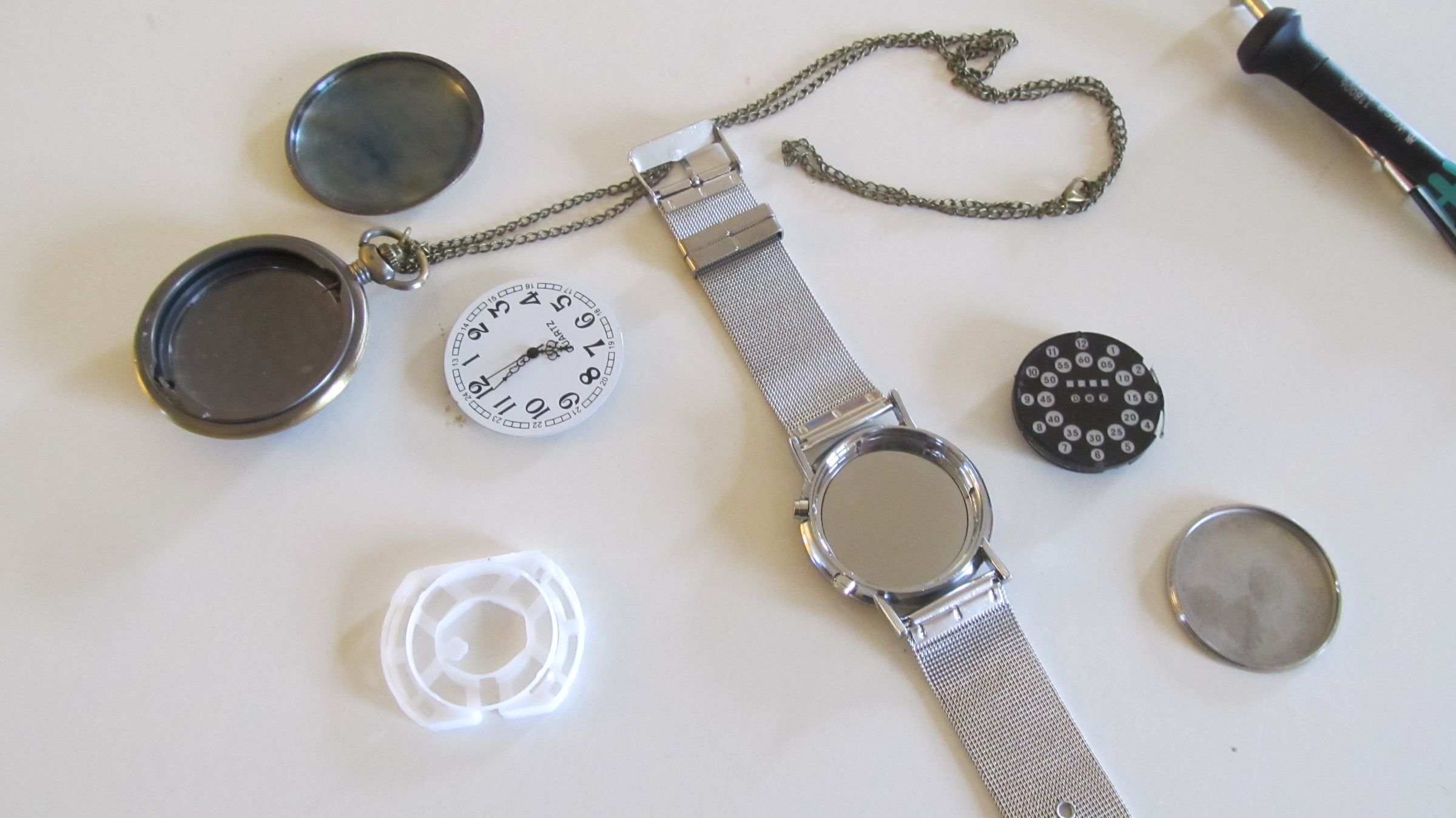 Led Pocket Watch, a Geeky One : 3 Steps (with Pictures) - Instructables