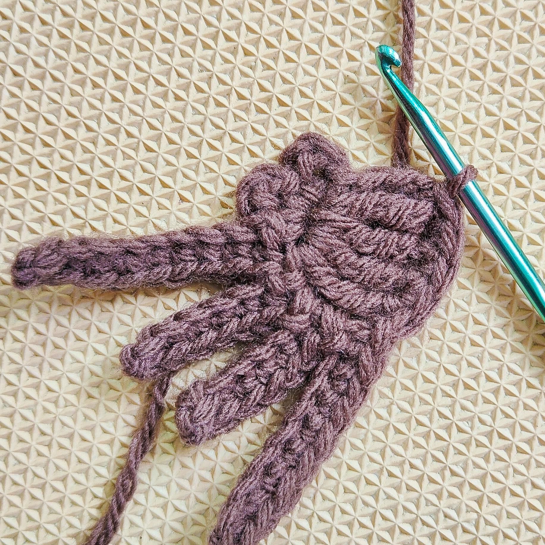 Easy Crochet Spider Applique Halloween Pattern : 4 Steps (with Pictures ...