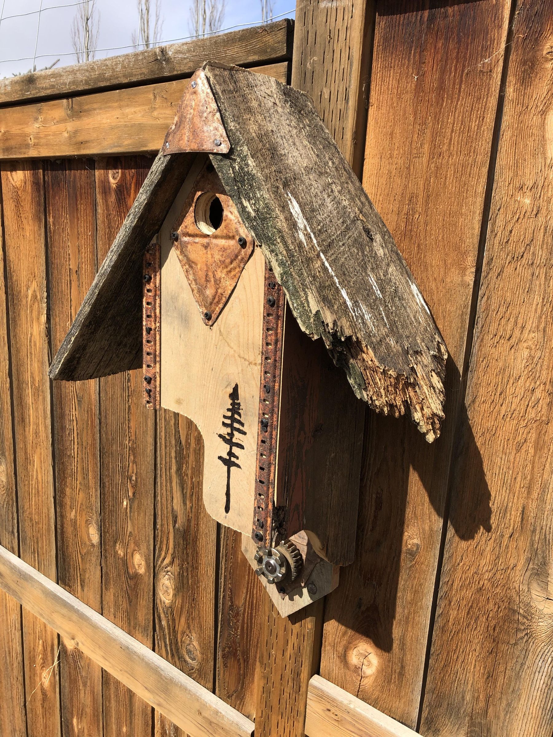 Rustic Birdhouse : 7 Steps (with Pictures) - Instructables