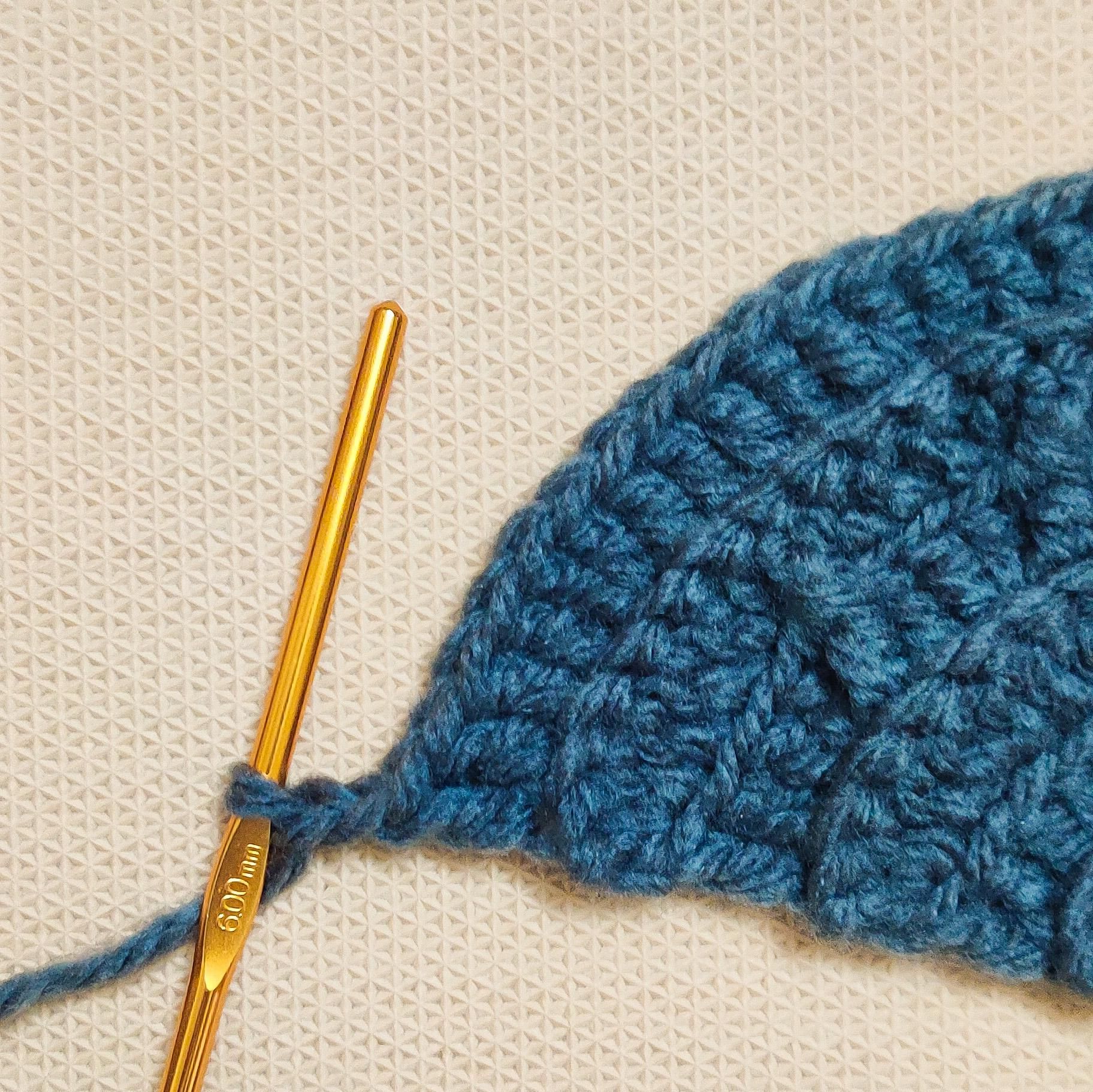 Textured Crochet Half Circle Rug : 18 Steps (with Pictures) - Instructables
