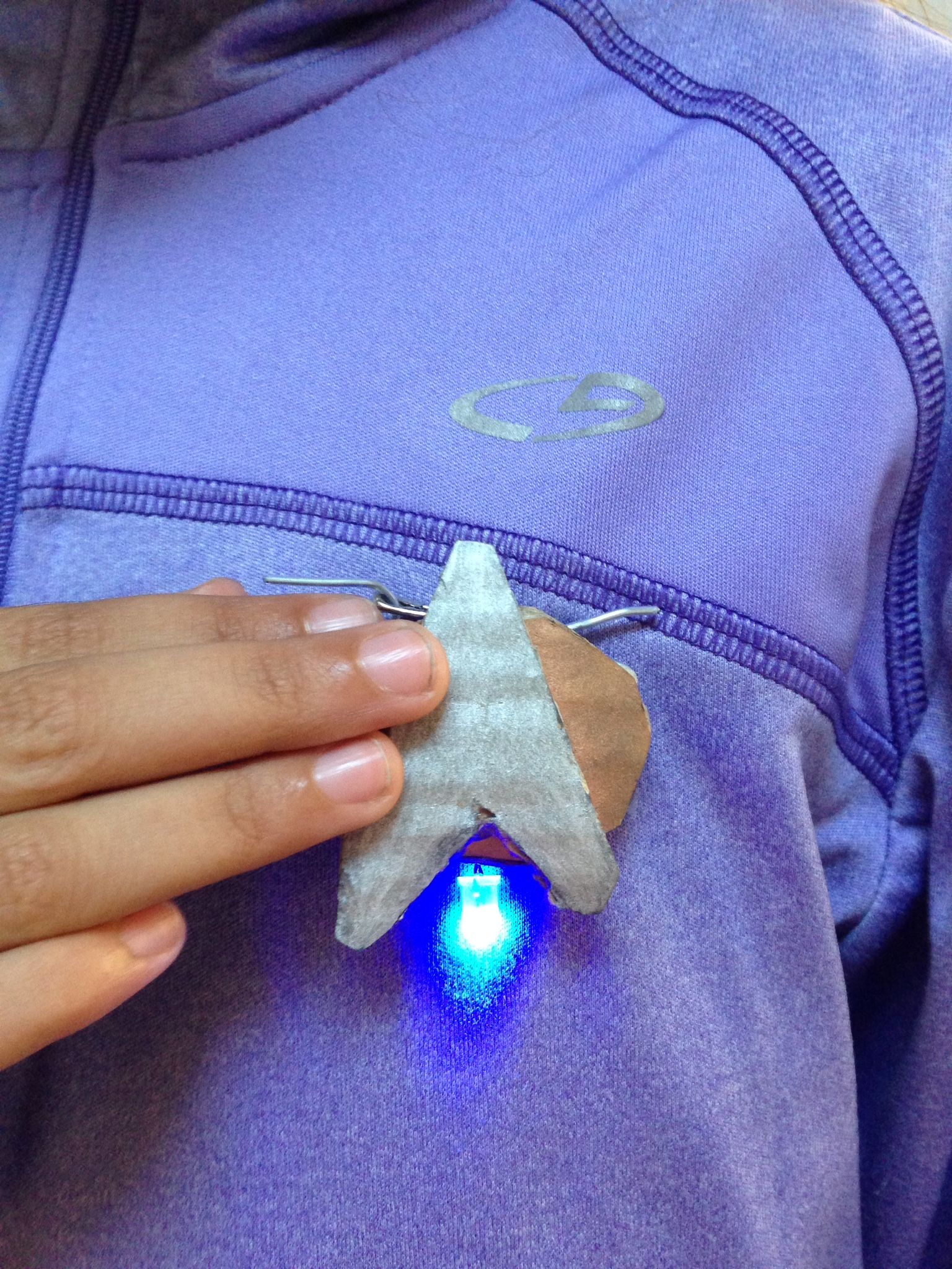 Blinky Badge : 7 Steps - Instructables