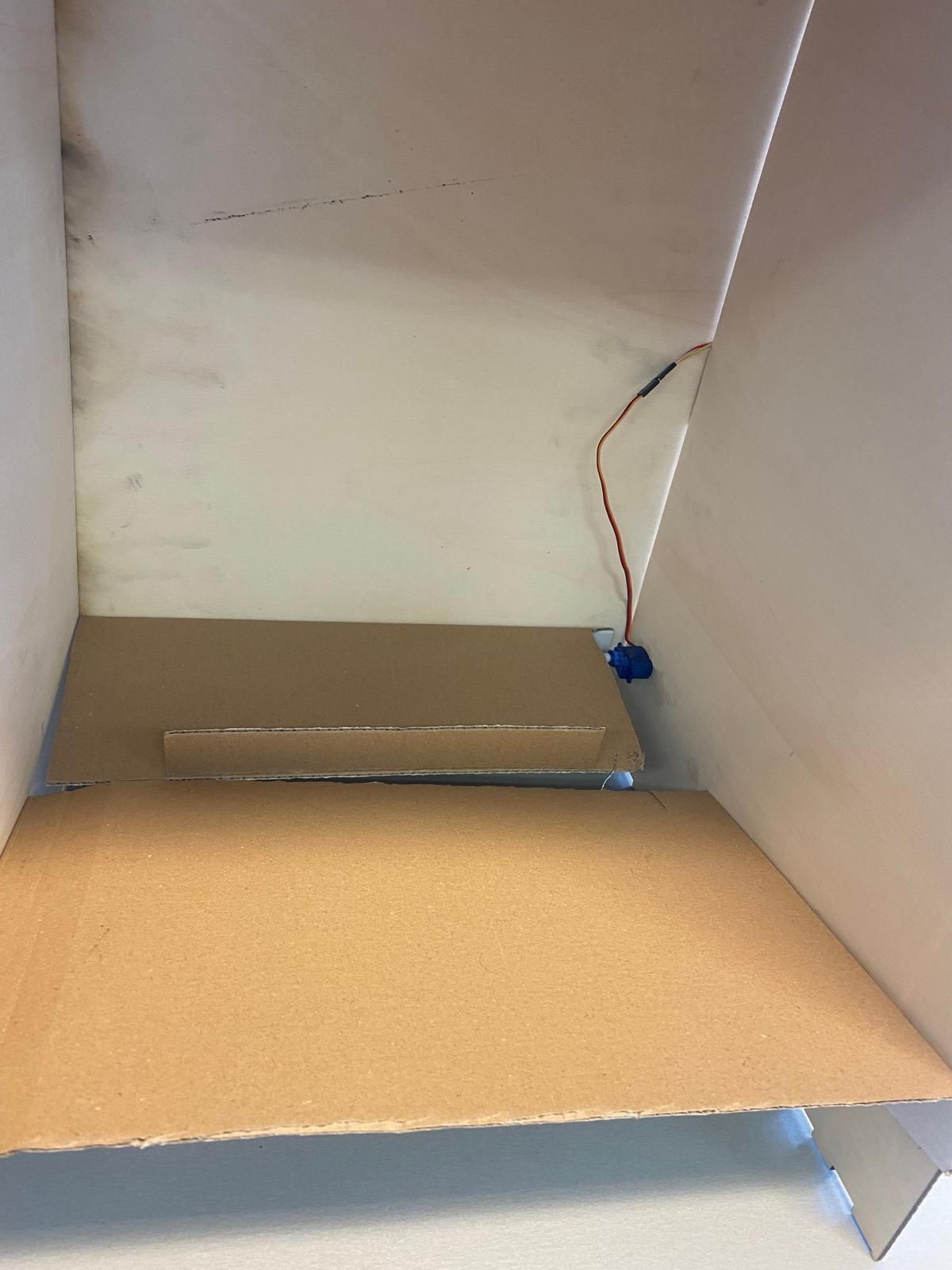 Smart Plastic Bottles Waste-Management System : 8 Steps - Instructables