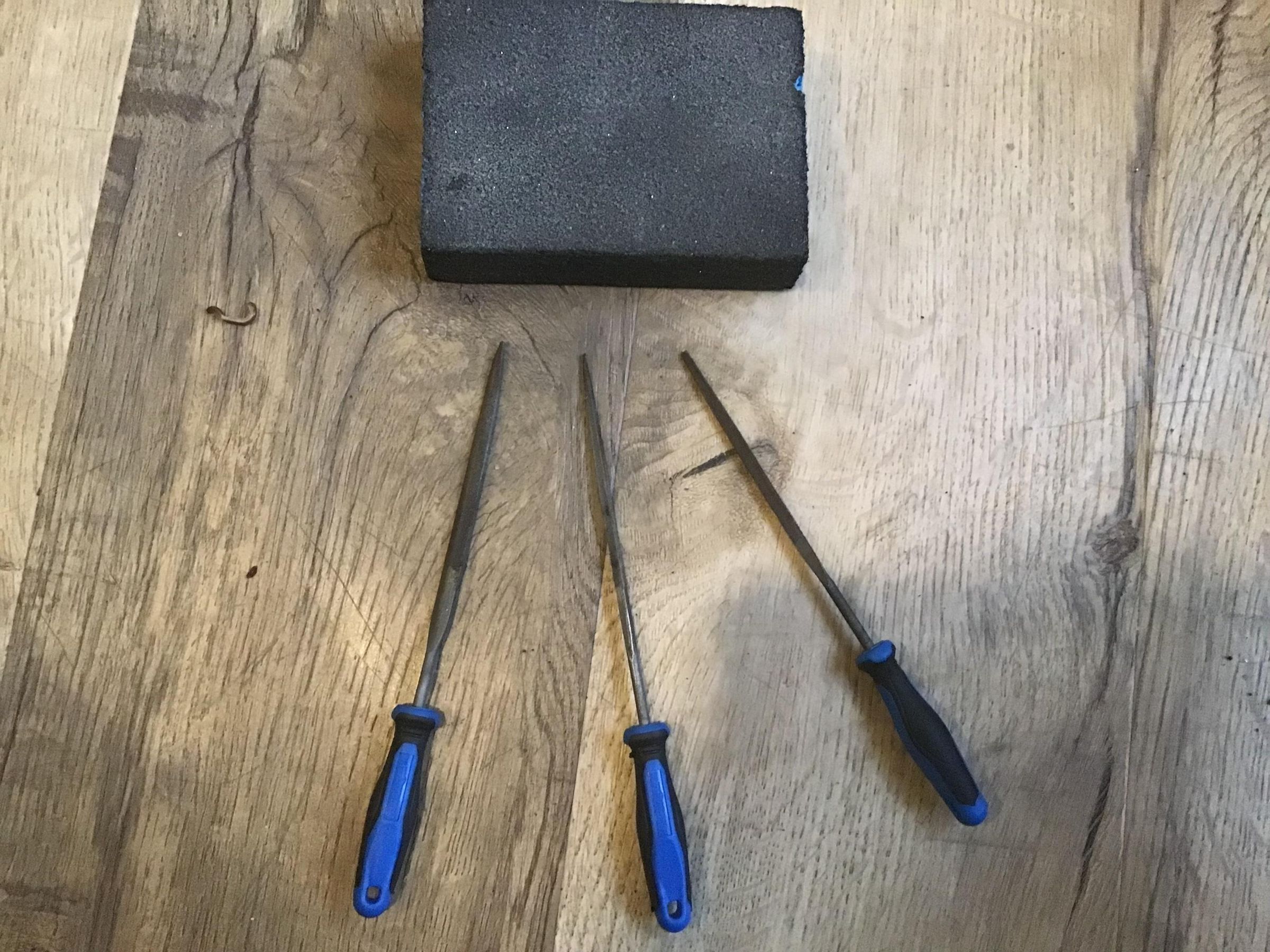 How to Remove Rust From Garden Tools!!! : 5 Steps - Instructables