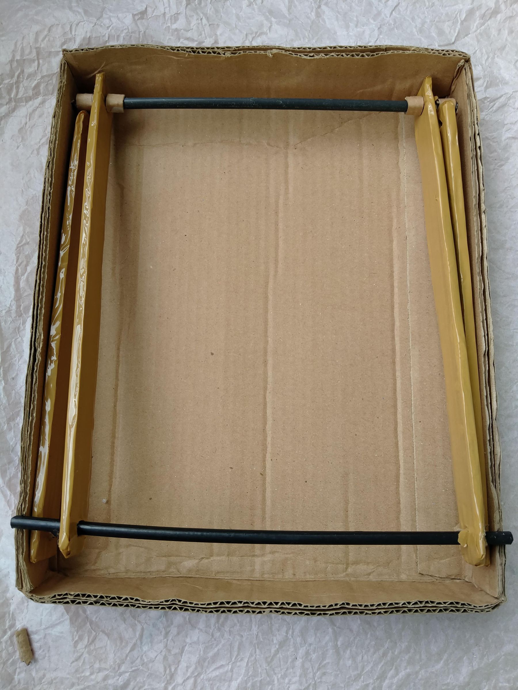 DIY Tabletop Easel and Wall Decor From Cardboard : 5 Steps (with ...