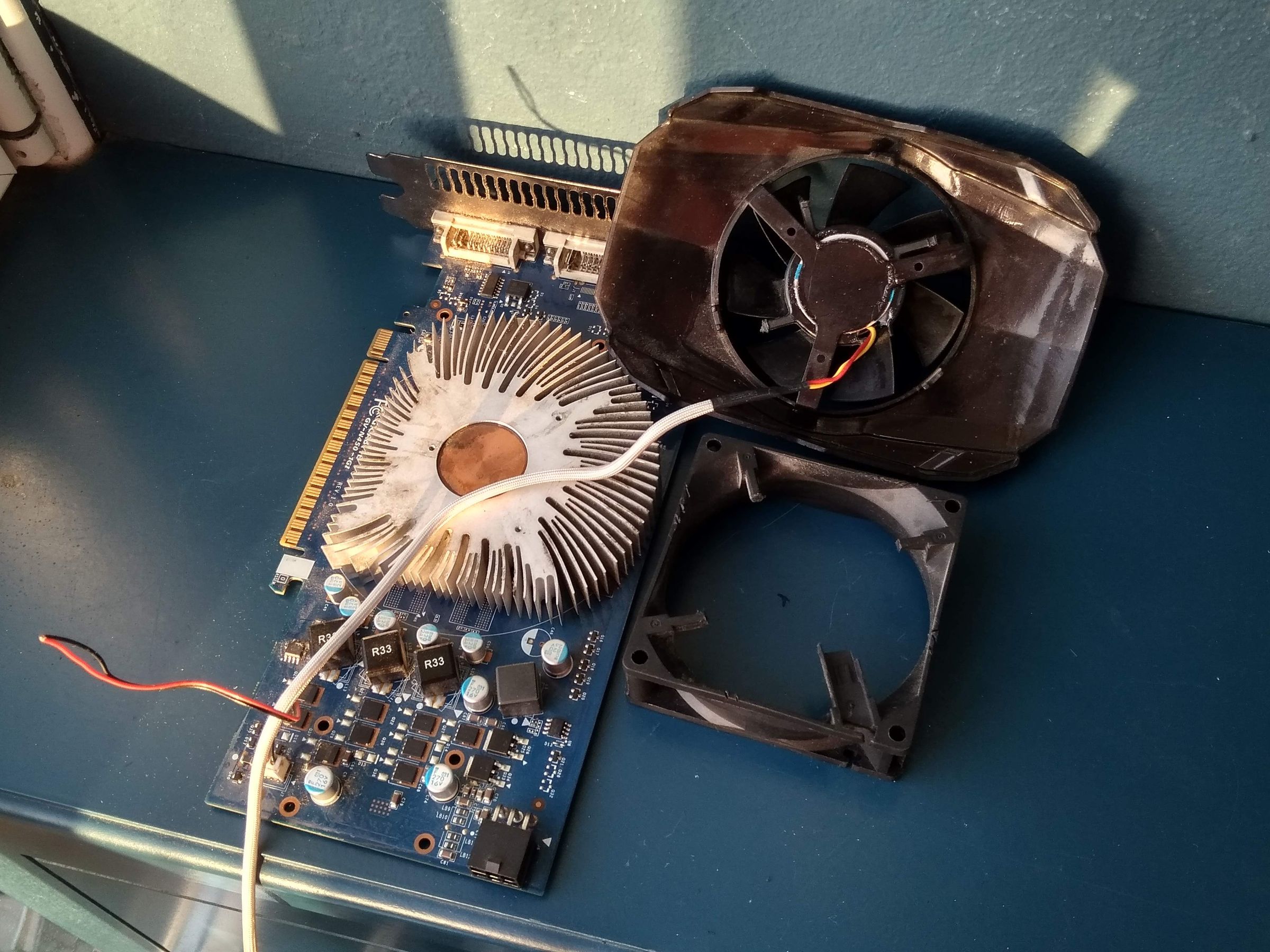 Fixing a Broken Nvidia GPU Fan : 5 Steps - Instructables