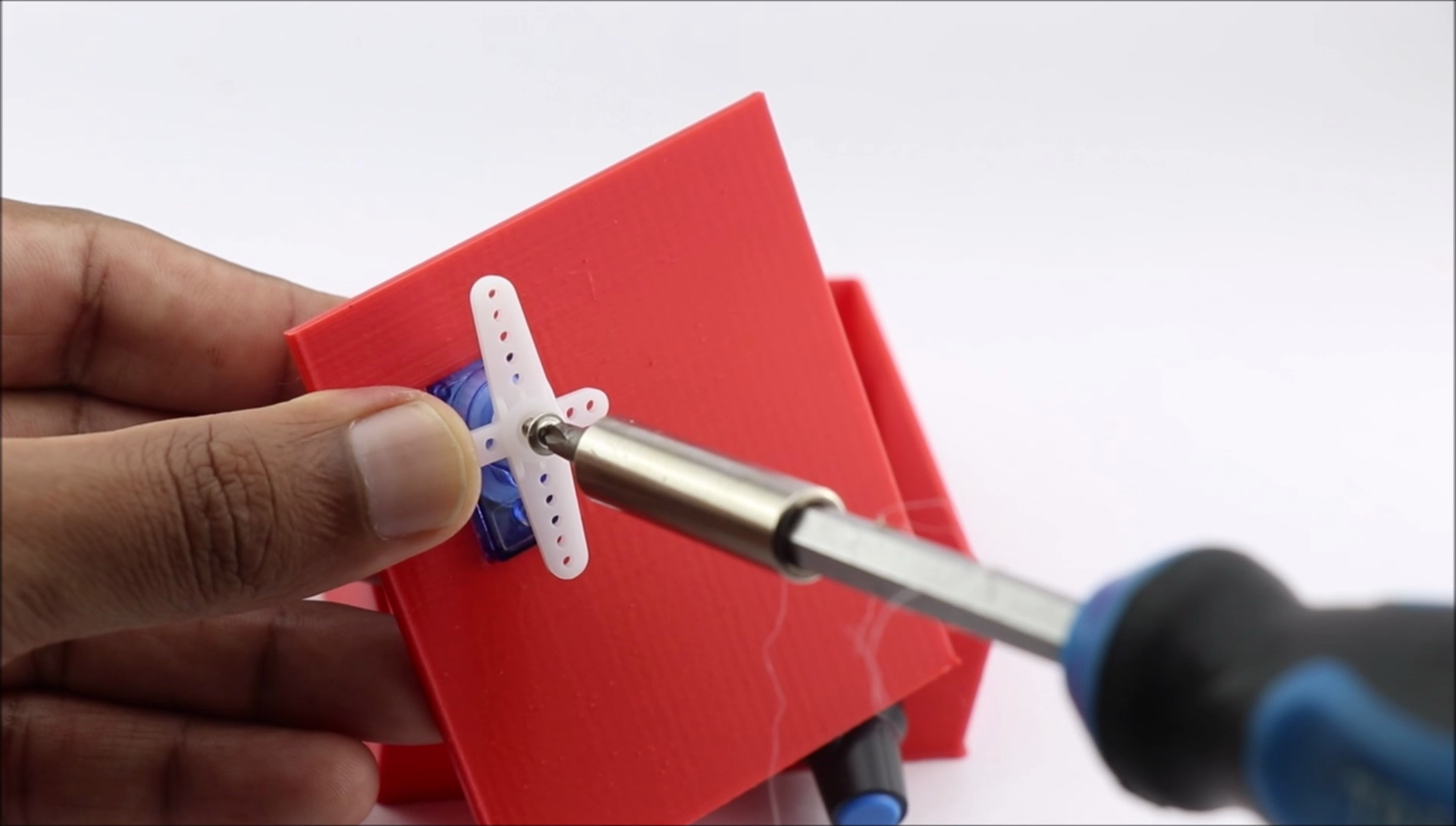 3D Printed Rotating Display Stand for 360 Degree Videography and ...