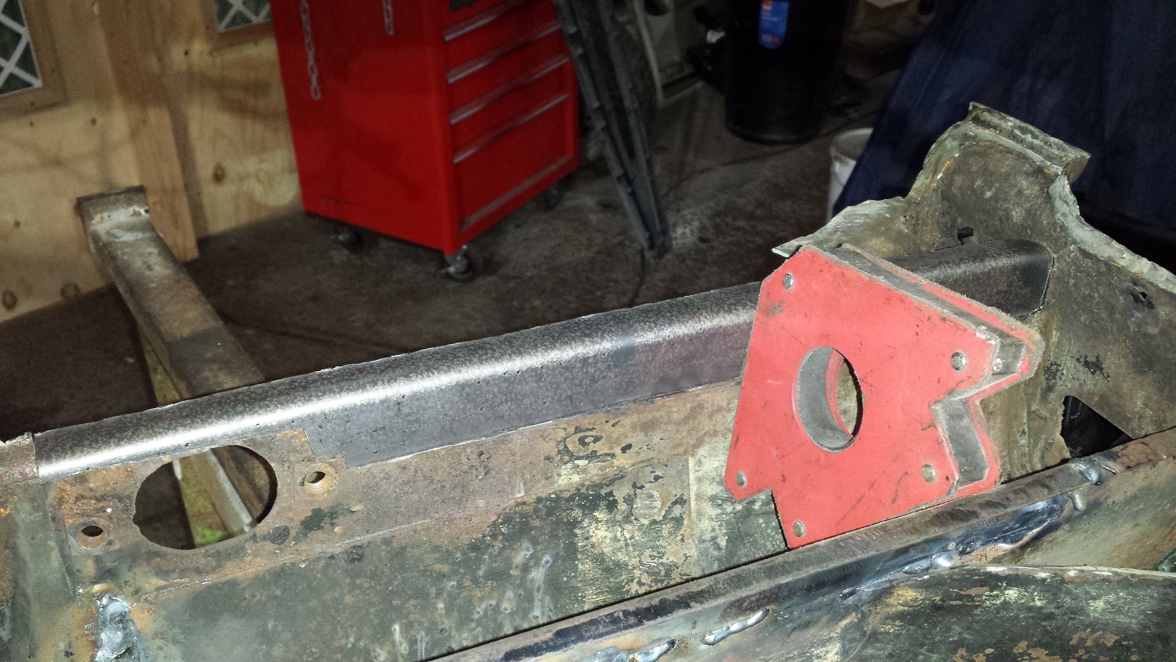 Chassis Restoration on a Volkswagen Beetle Volksrod : 12 Steps (with ...