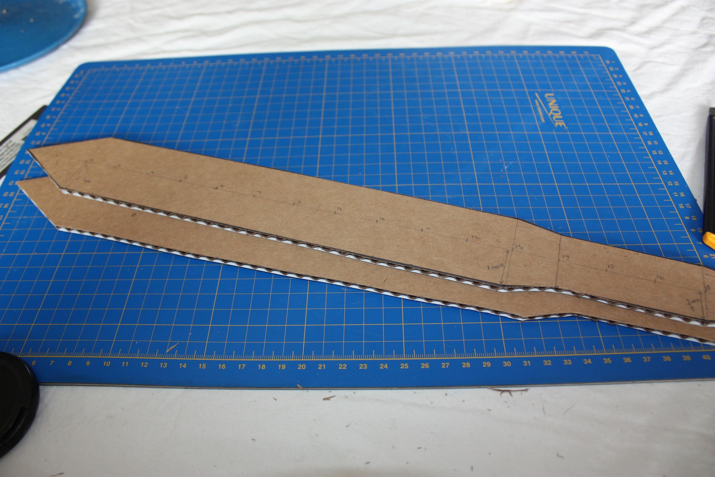 Cardboard Master Sword : 12 Steps (with Pictures) - Instructables