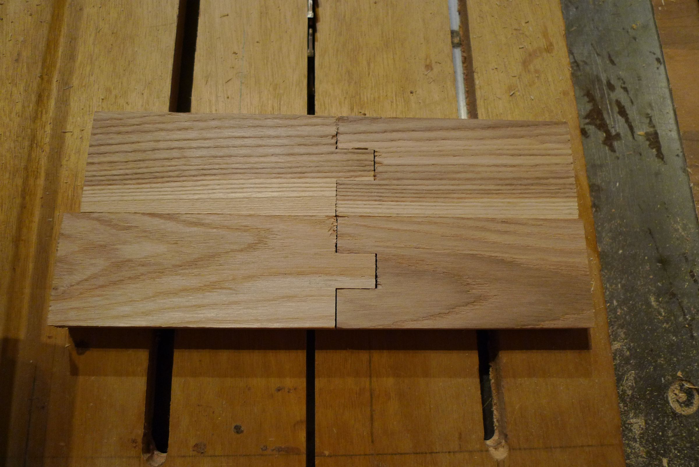 Finishing Walnut Box With Integral Hinge : 7 Steps (with Pictures ...