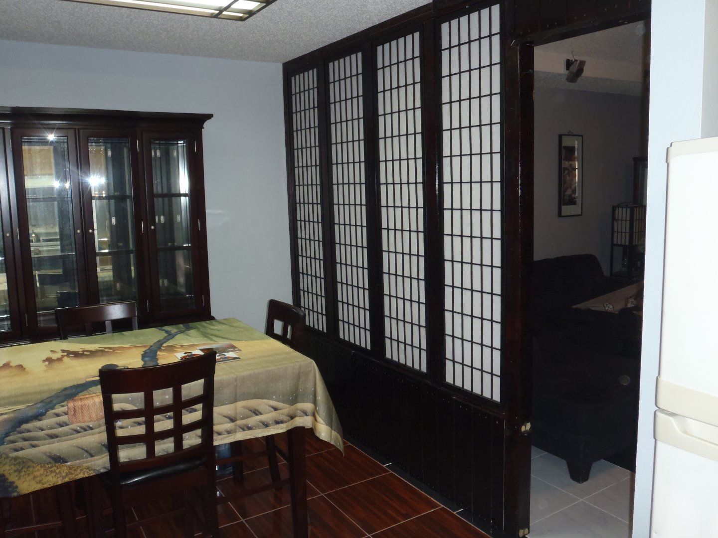 How to Divide Two Rooms With a Cheap Made Shoji Wall - Instructables