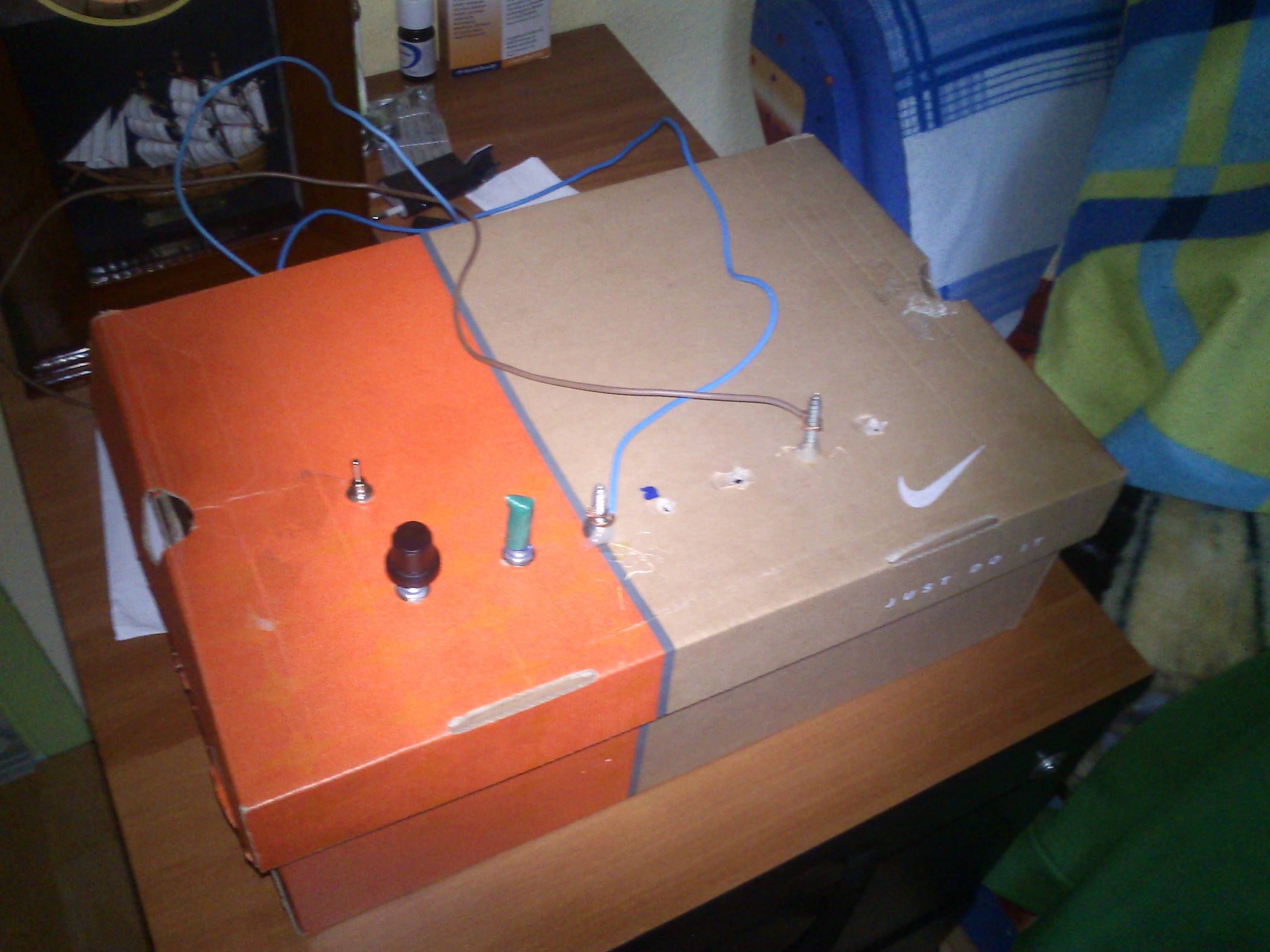 Electro Shock Device Out of a 9V Adapter : 6 Steps - Instructables