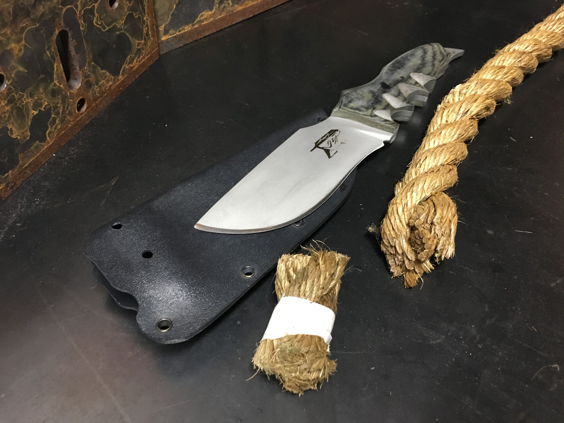 Hand Made Camp Knife : 12 Steps (with Pictures) - Instructables