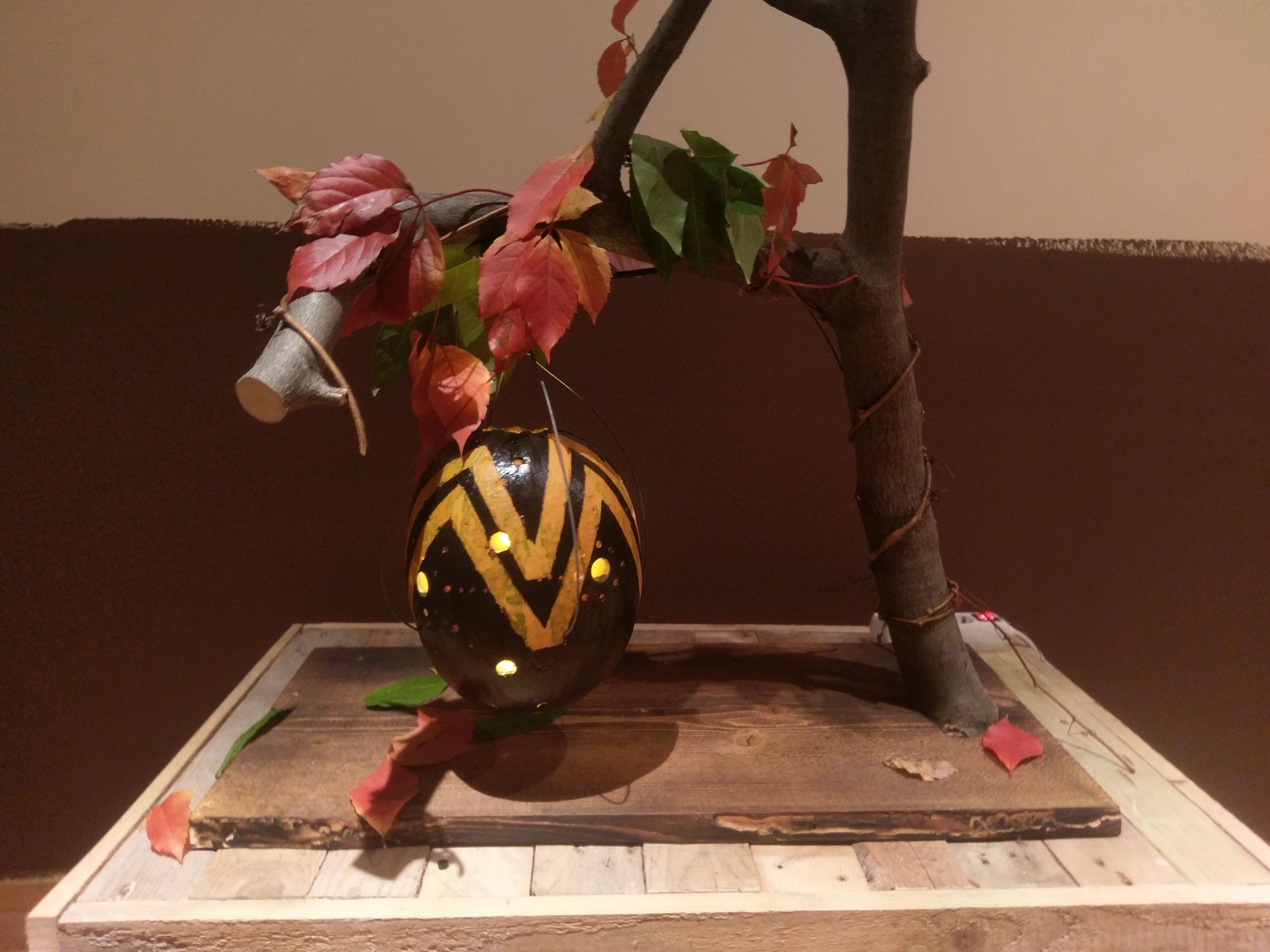Rotating Pumpkin - Ambient Light : 7 Steps (with Pictures) - Instructables