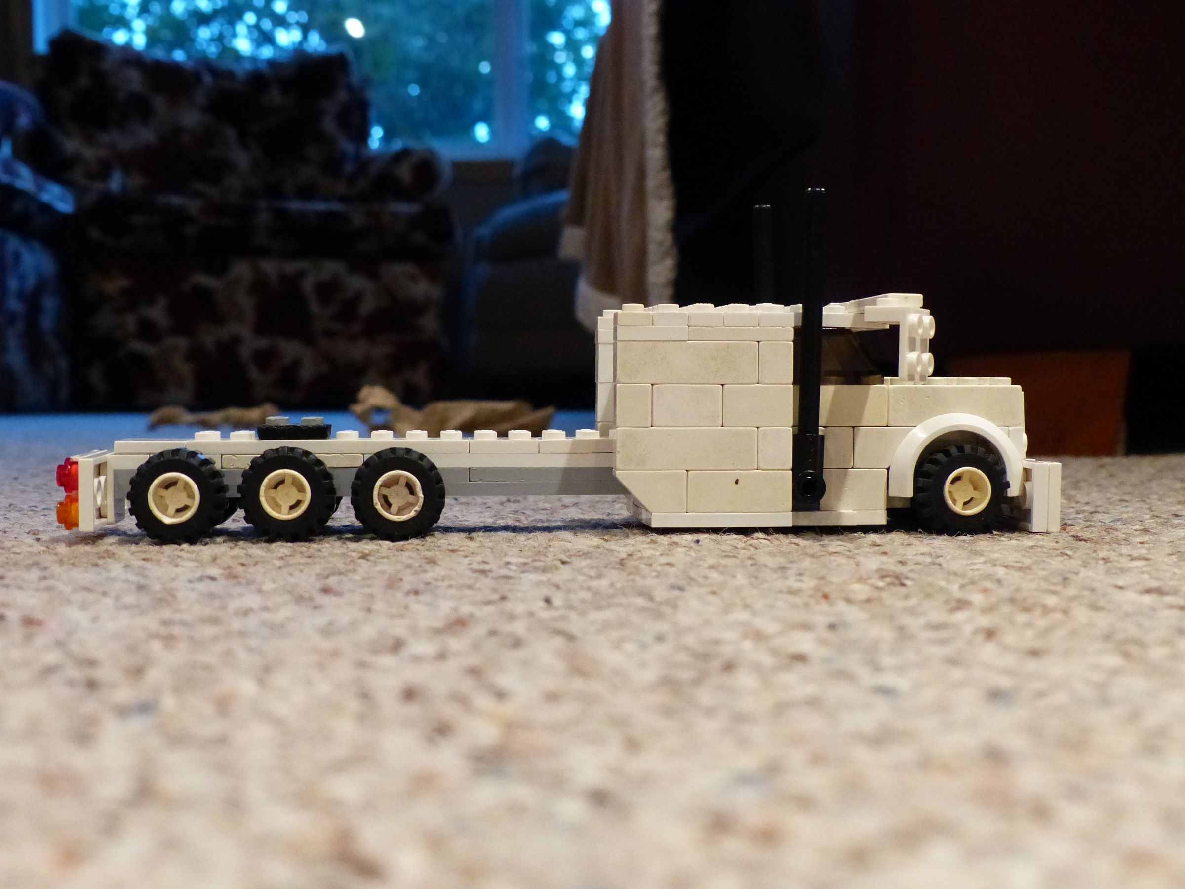 Lego Semi, Trailer, Forklift, and Crates : 4 Steps - Instructables