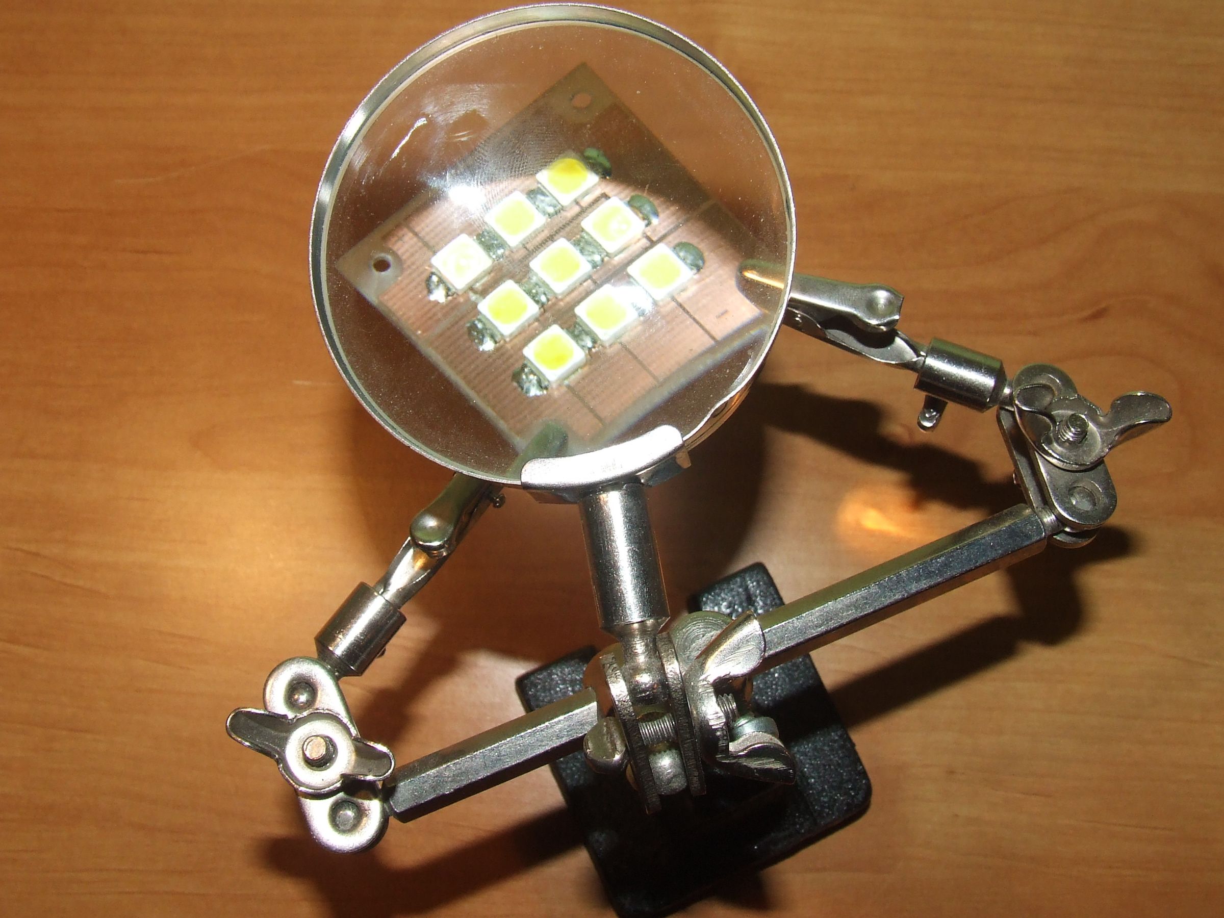 LED Projector Lamp V.2.0 : 6 Steps - Instructables