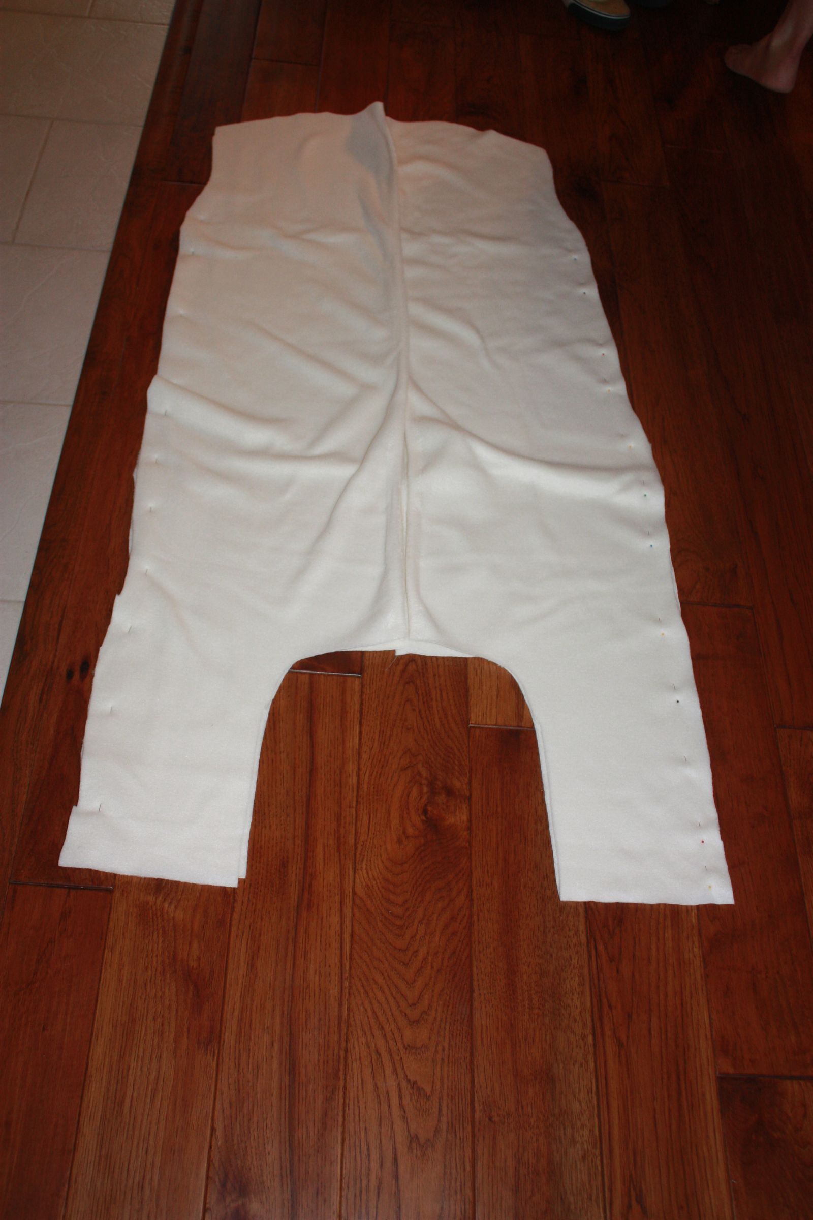 "Snuggie" Character Costume : 19 Steps (with Pictures) - Instructables
