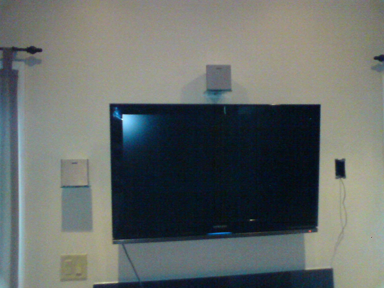 Semi-invisible Surround Sound Speaker Shelves : 3 Steps - Instructables