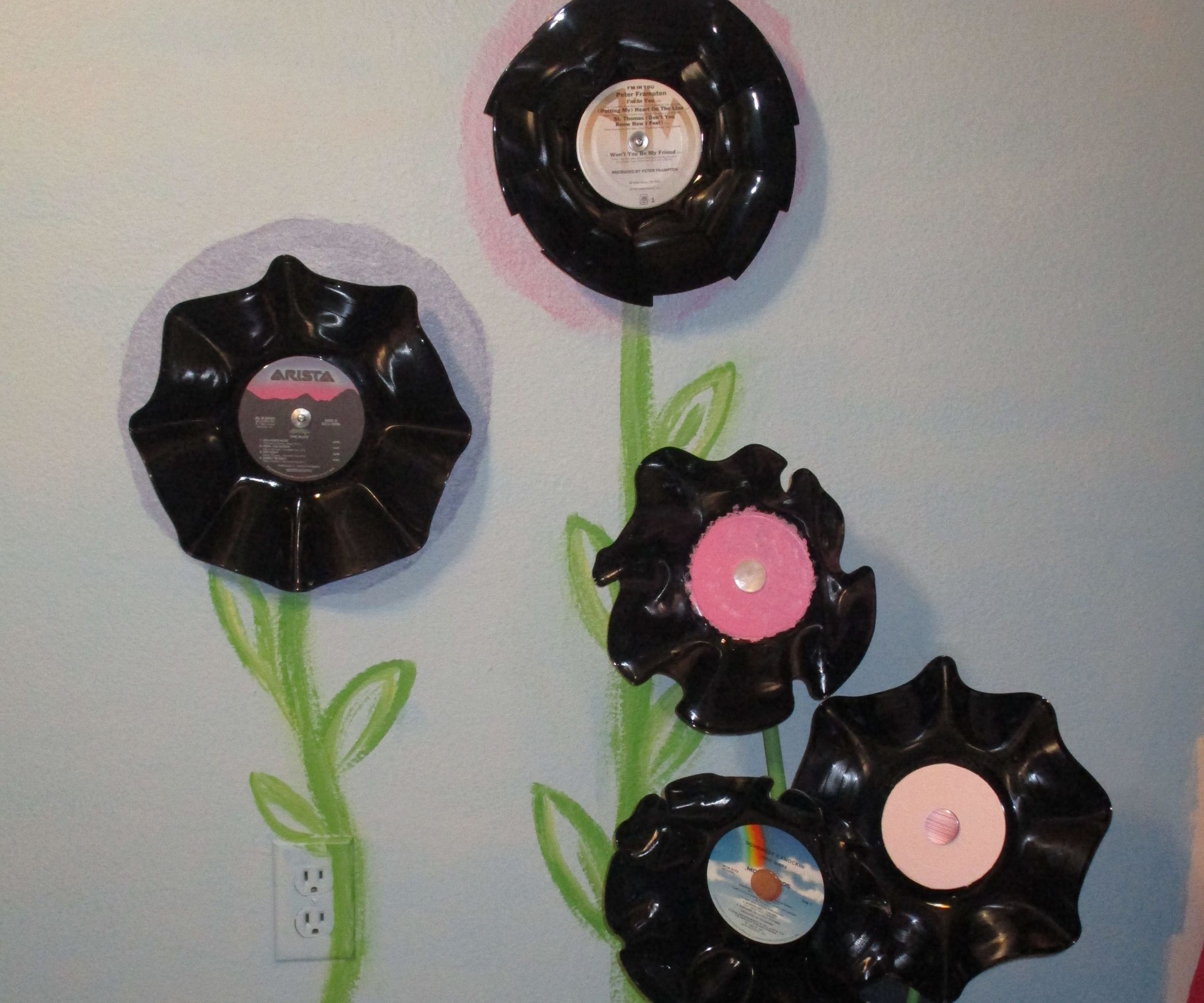 RECORD FLOWERS : 8 Steps - Instructables