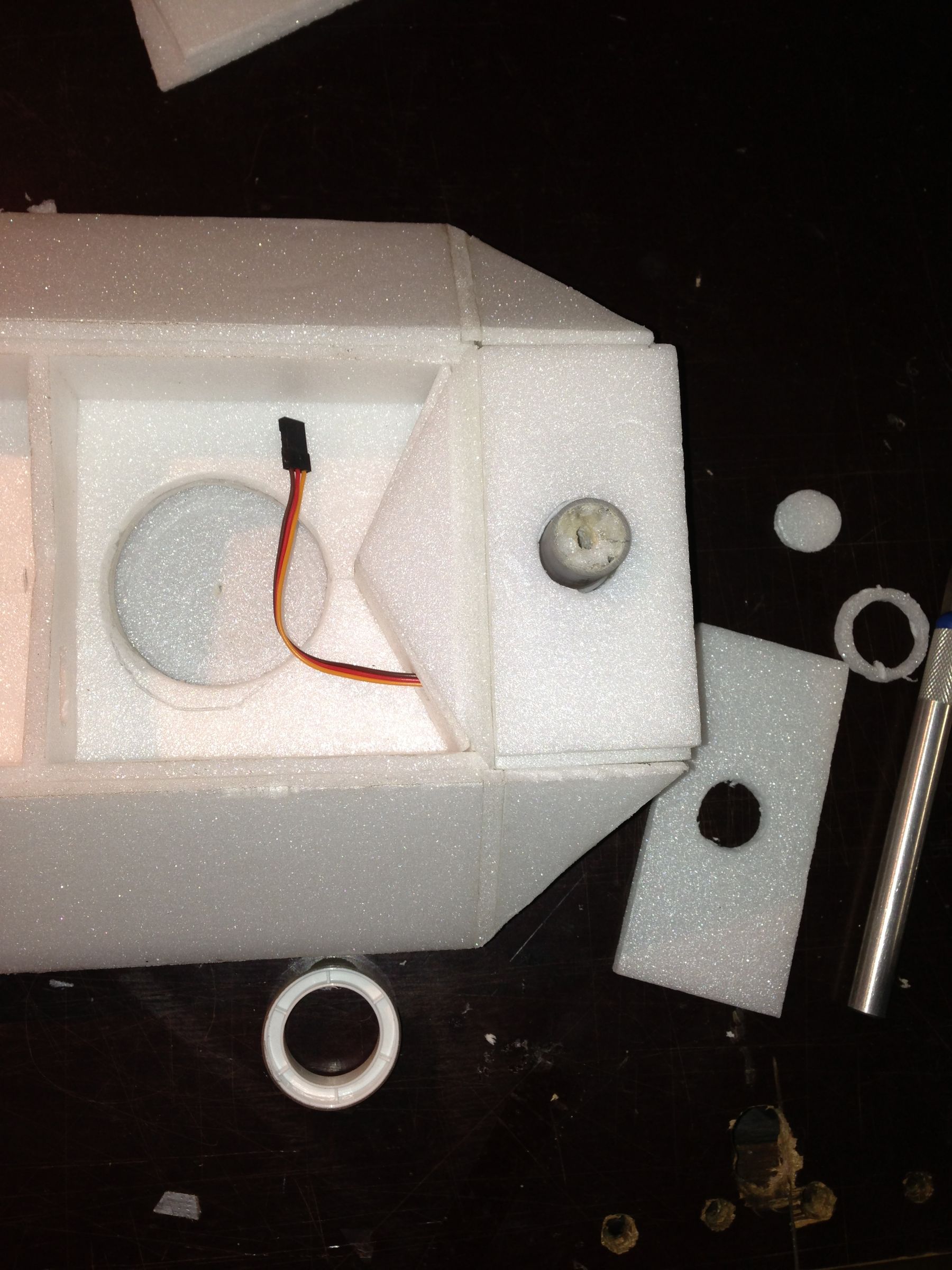 Radio Controlled Hovercraft. : 9 Steps (with Pictures) - Instructables