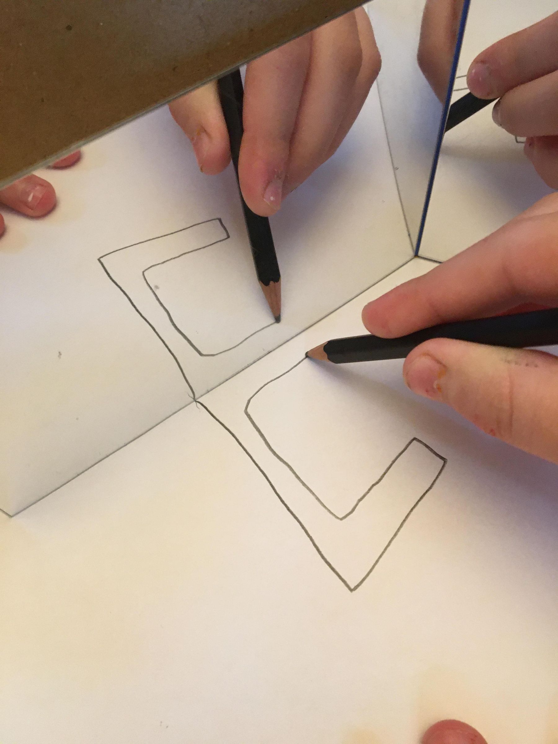 Mirrors, Paper Cutting, and Symmetry : 8 Steps (with Pictures ...