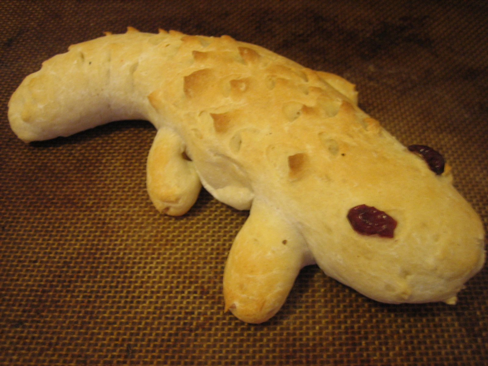 Alligator Bread (aka Nomsters) : 3 Steps (with Pictures) - Instructables
