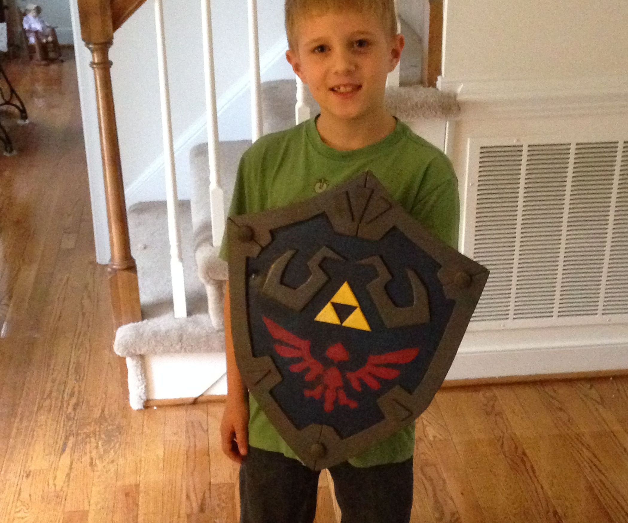 Wooden Legend of Zelda Link Hyrule Shield : 6 Steps (with Pictures ...