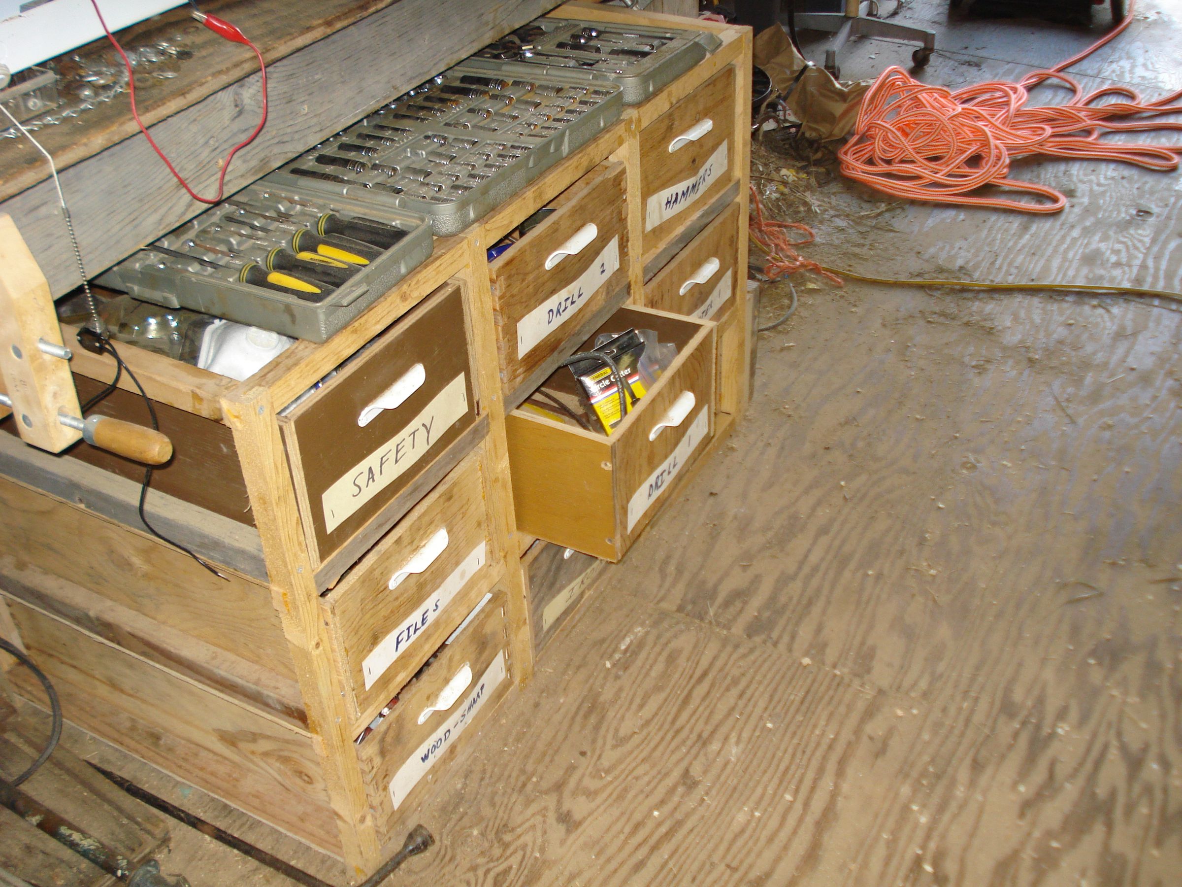 The Cubic Foot Box - Another Storage Solution : 3 Steps - Instructables