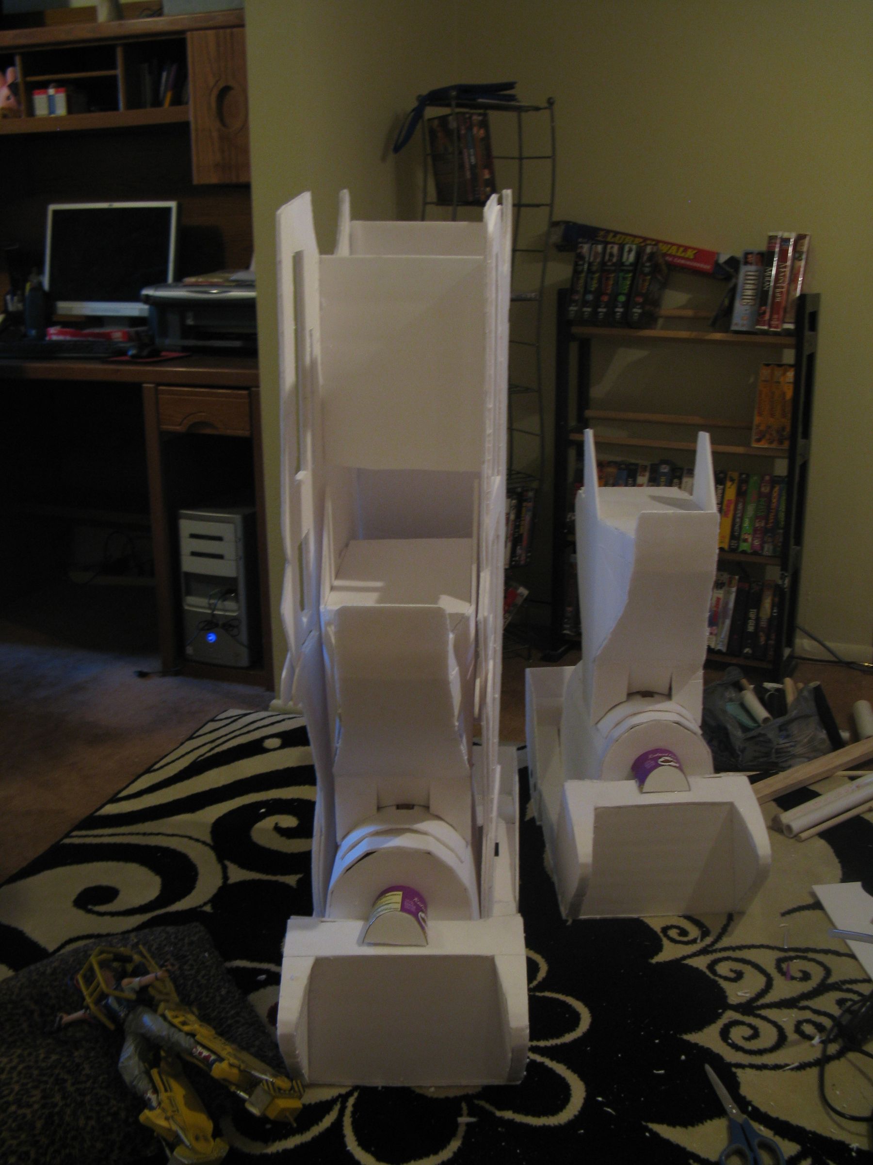 Full-Size Power Loader Costume From Aliens : 8 Steps (with Pictures ...