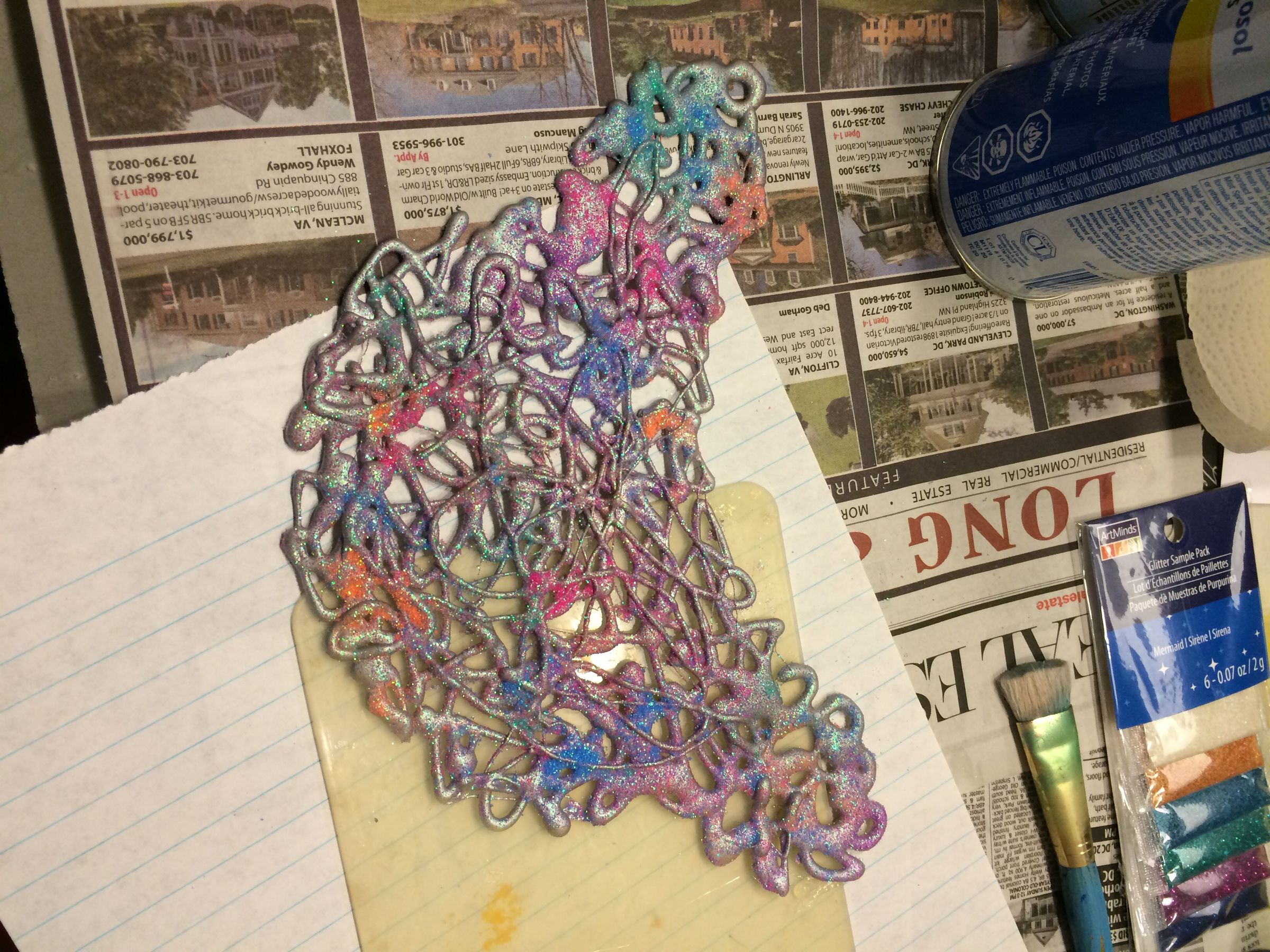 HOT GLUE Statement Necklace! : 10 Steps (with Pictures) - Instructables