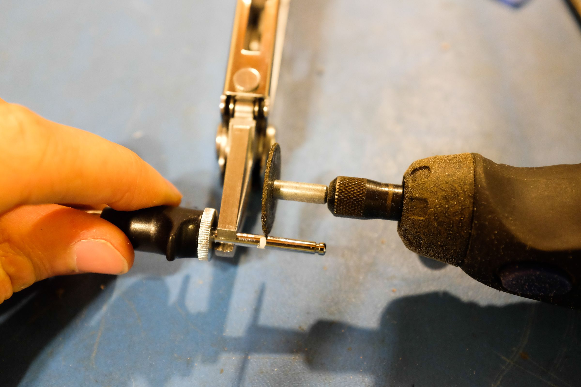 Wireless Mechanical Shutter Release : 11 Steps (with Pictures ...