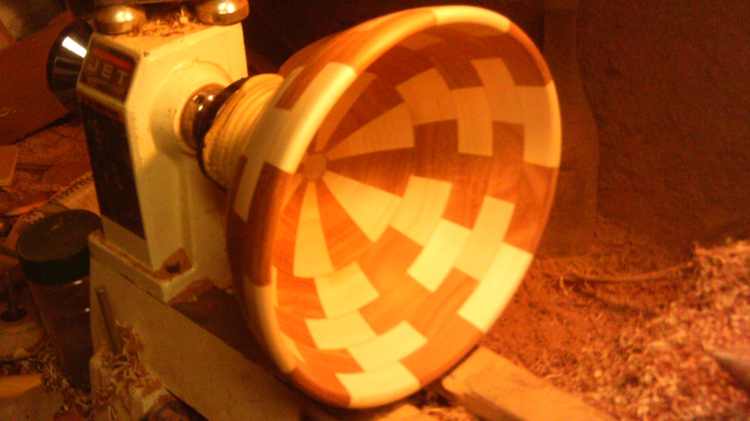 Turning a Segmented Bowl : 15 Steps (with Pictures) - Instructables