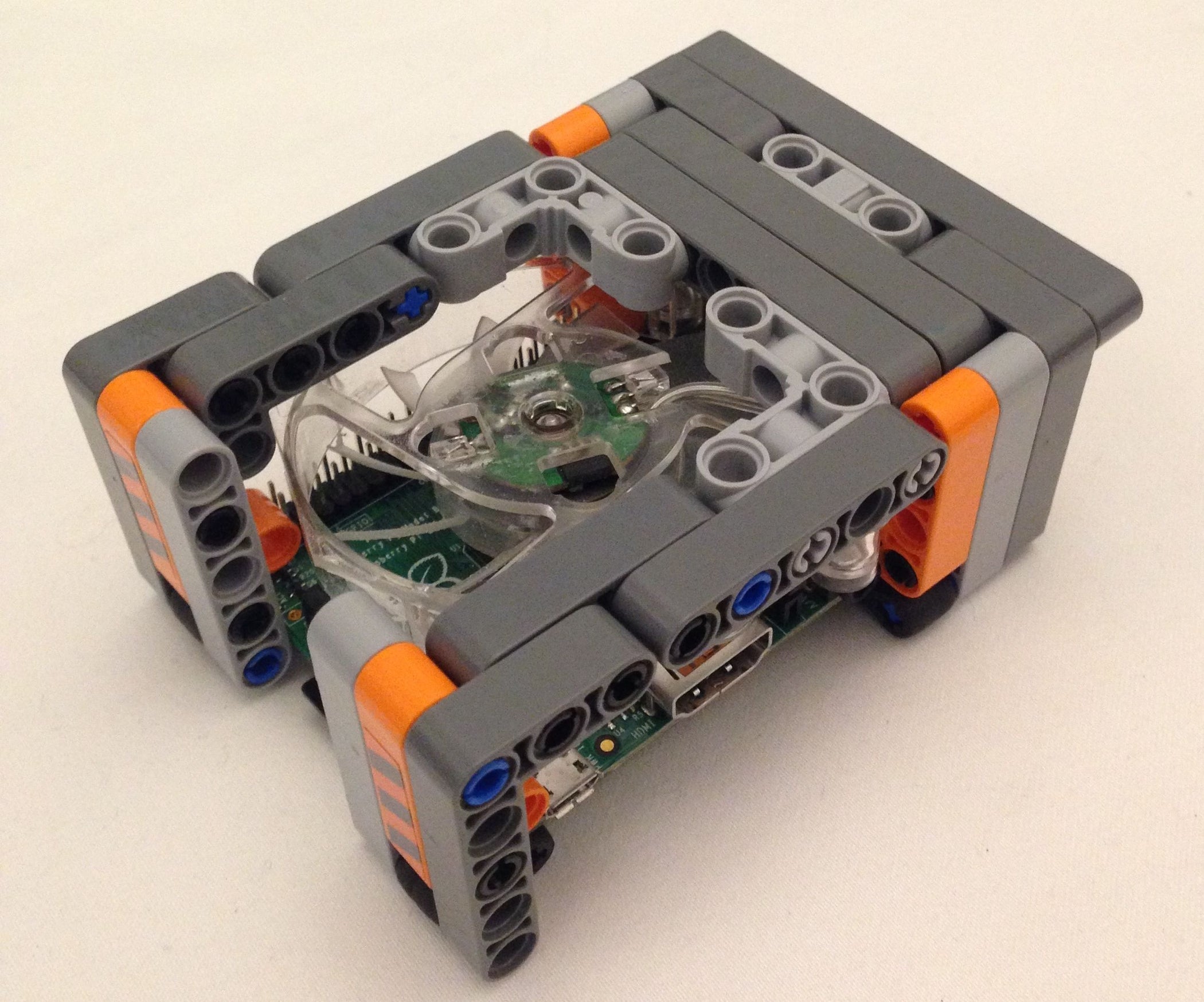 Ultimate Lego Raspberry Pi Case : 8 Steps (with Pictures) - Instructables