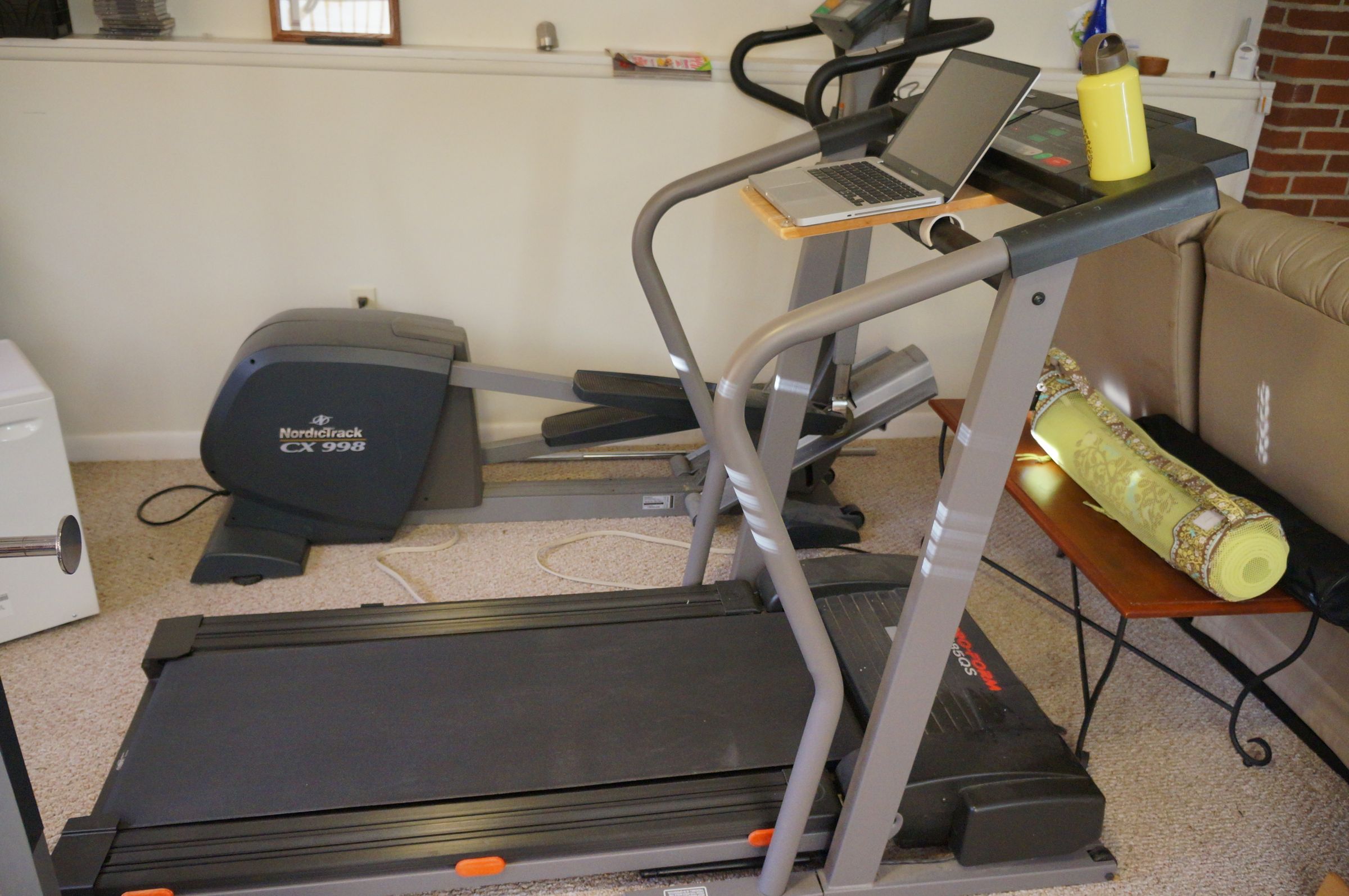 Treadmill Desk in 60 Minutes : 4 Steps (with Pictures) - Instructables
