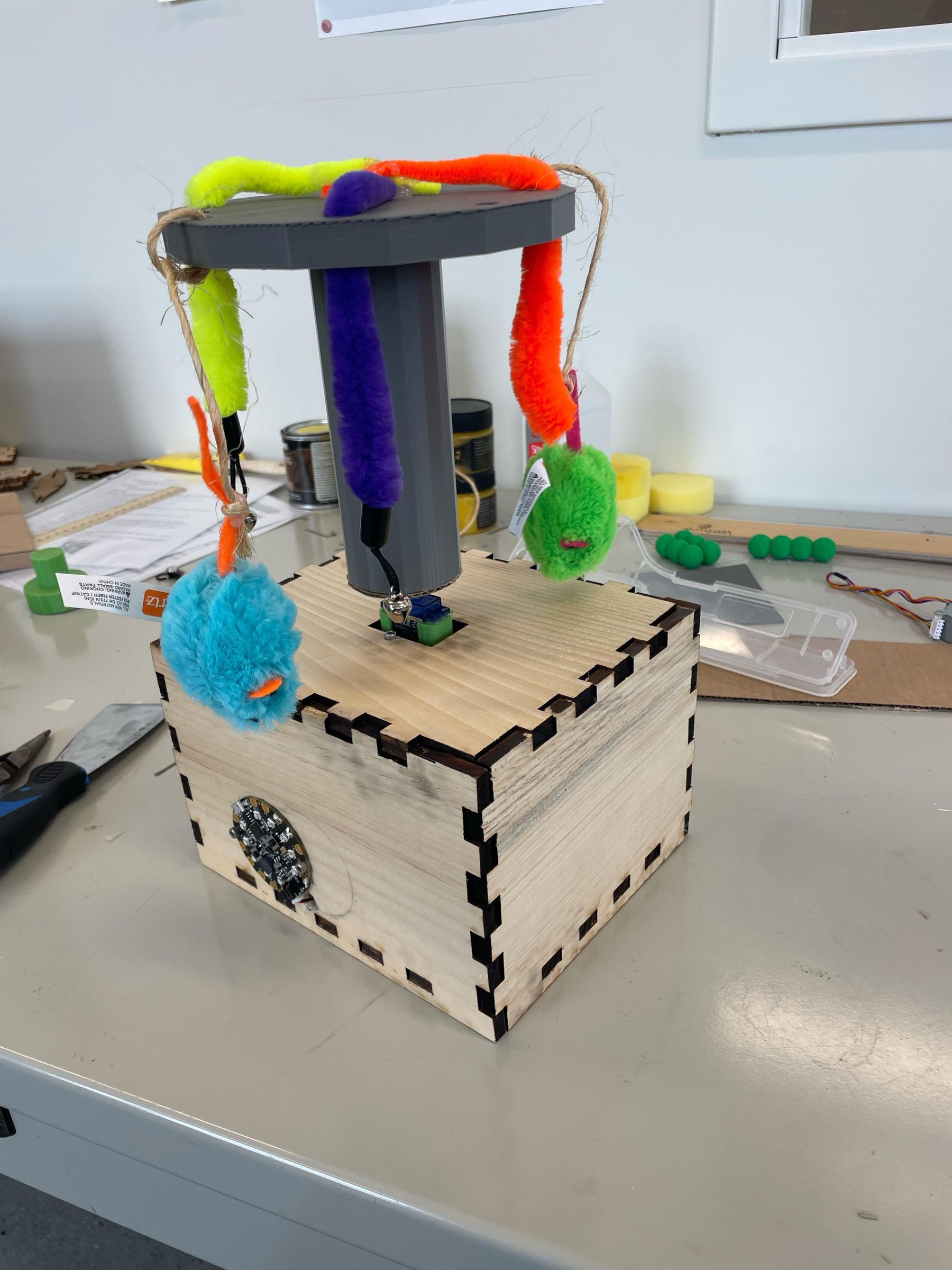 Spinning Cat Tree : 4 Steps - Instructables