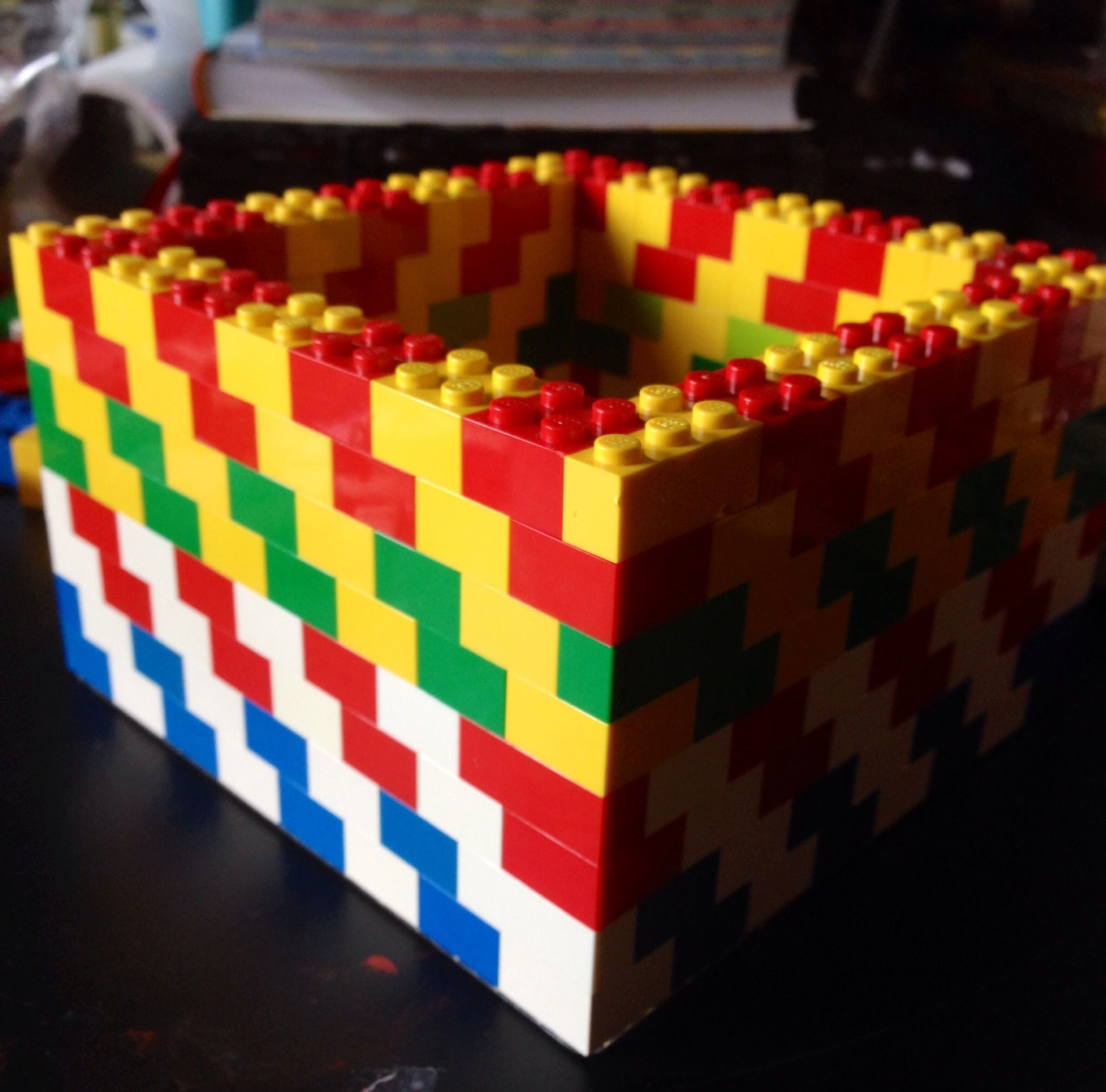 LEGO Vase/Pot/Holder/Box : 6 Steps - Instructables