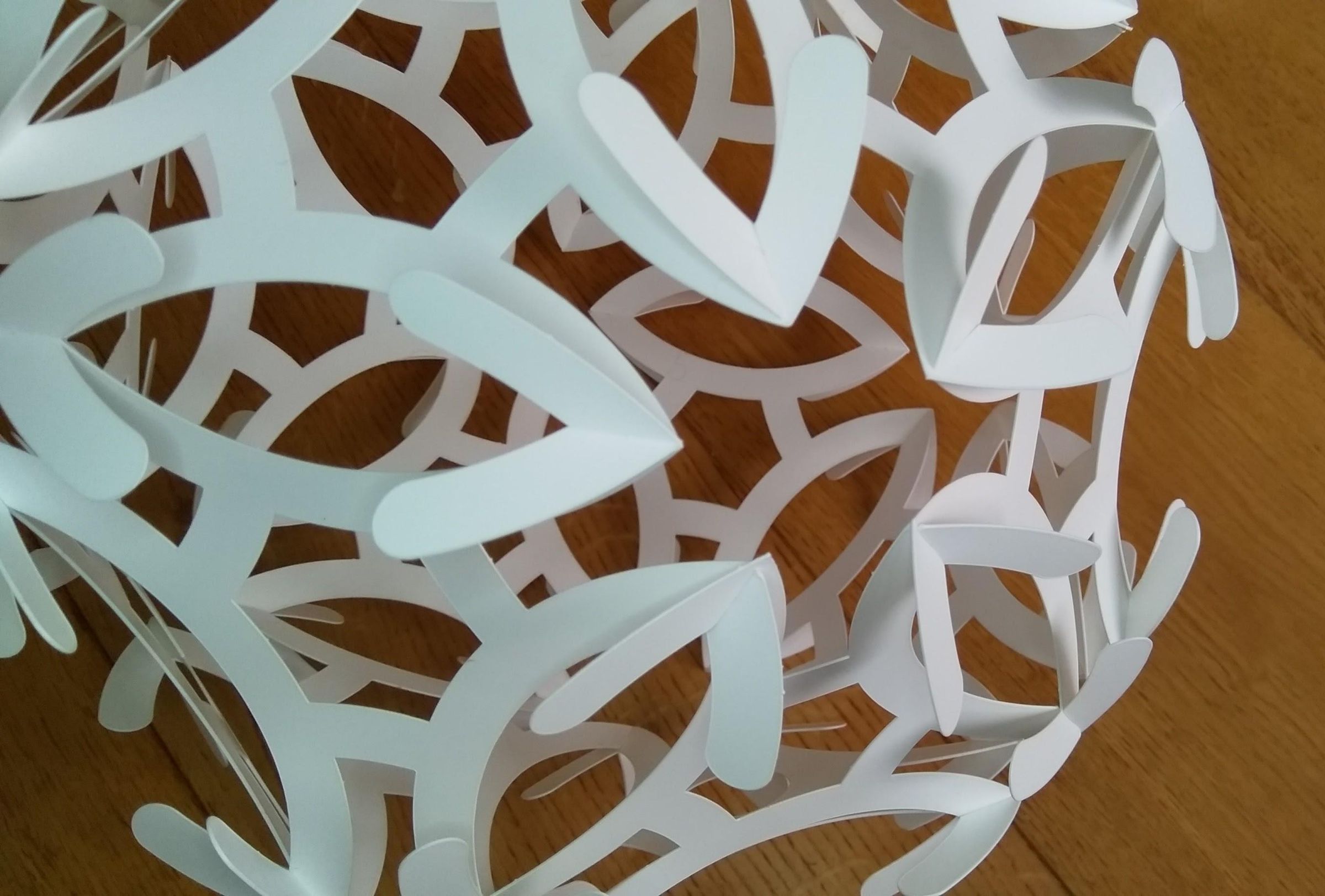 Interlocking Icosahedron Light Shade : 9 Steps (with Pictures ...