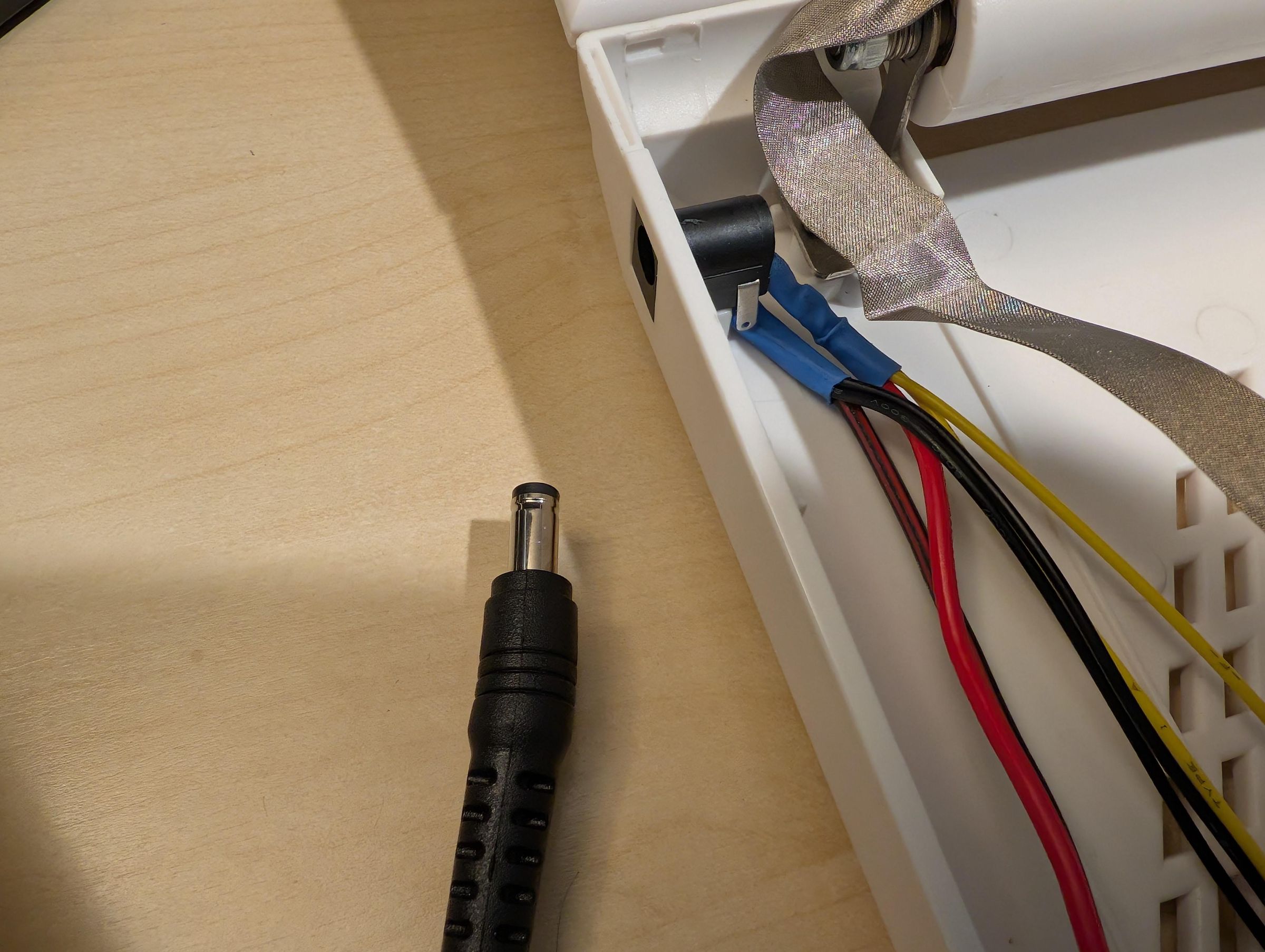 Retrofitting the PiDock 400 to Support the Raspberry Pi 500 : 10 Steps ...