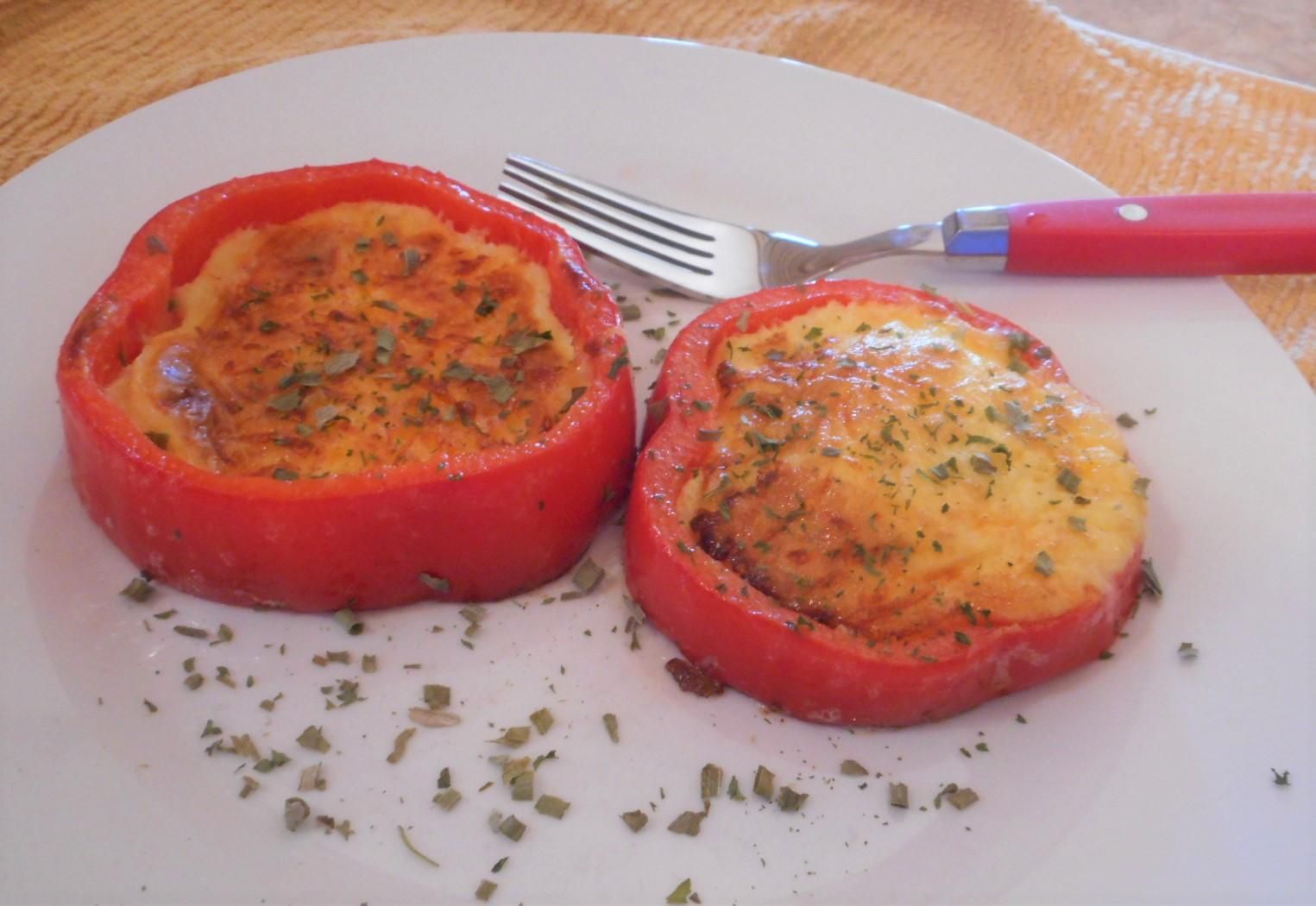 OMELETTE-FILLED BELL PEPPER RINGS (KETO-FRIENDLY) : 15 Steps (with ...