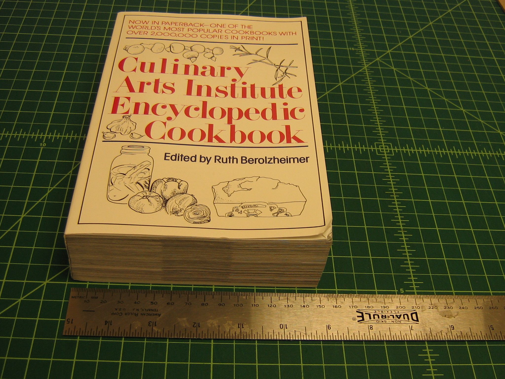 The Book Apron : 9 Steps (with Pictures) - Instructables