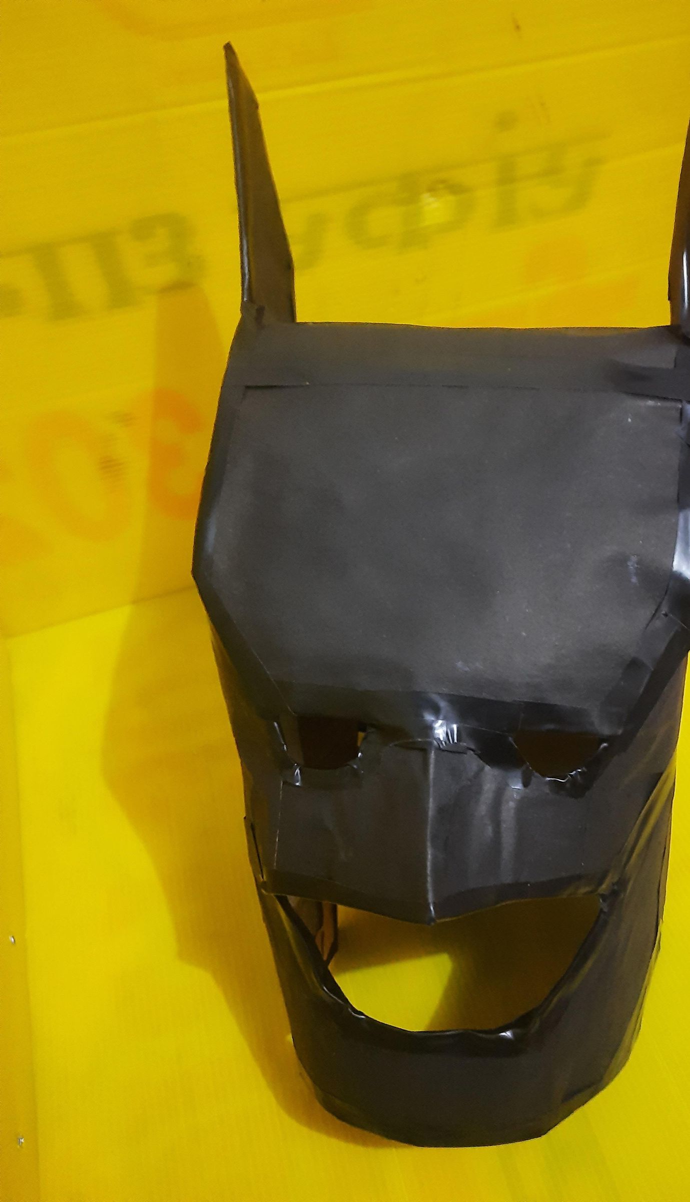 Batman Mask Craft : 10 Steps - Instructables