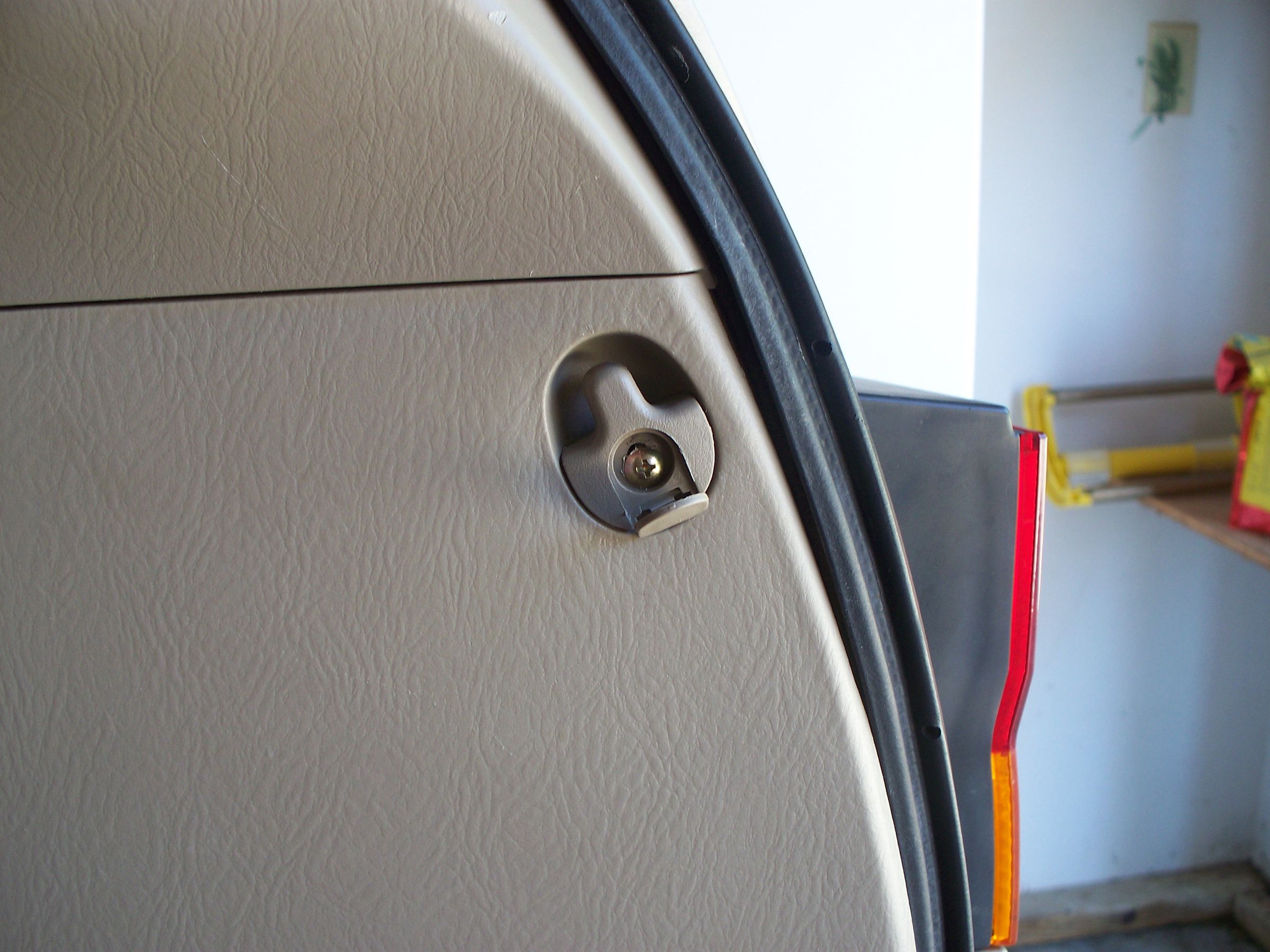 Honda Odyssey Rear Window Motor Repair : 8 Steps - Instructables