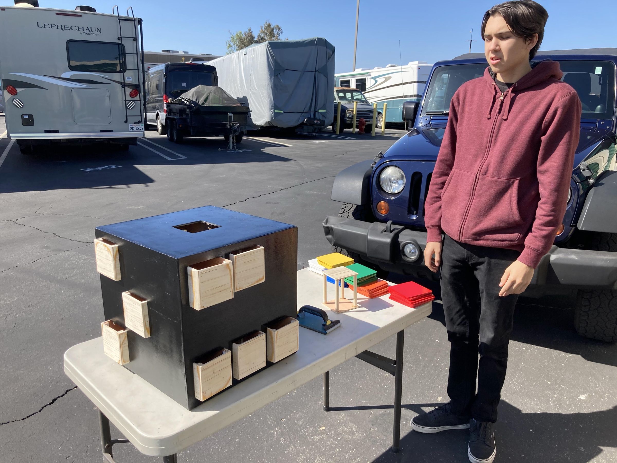 Giant Rubik's Cube Drawer Box : 9 Steps (with Pictures) - Instructables