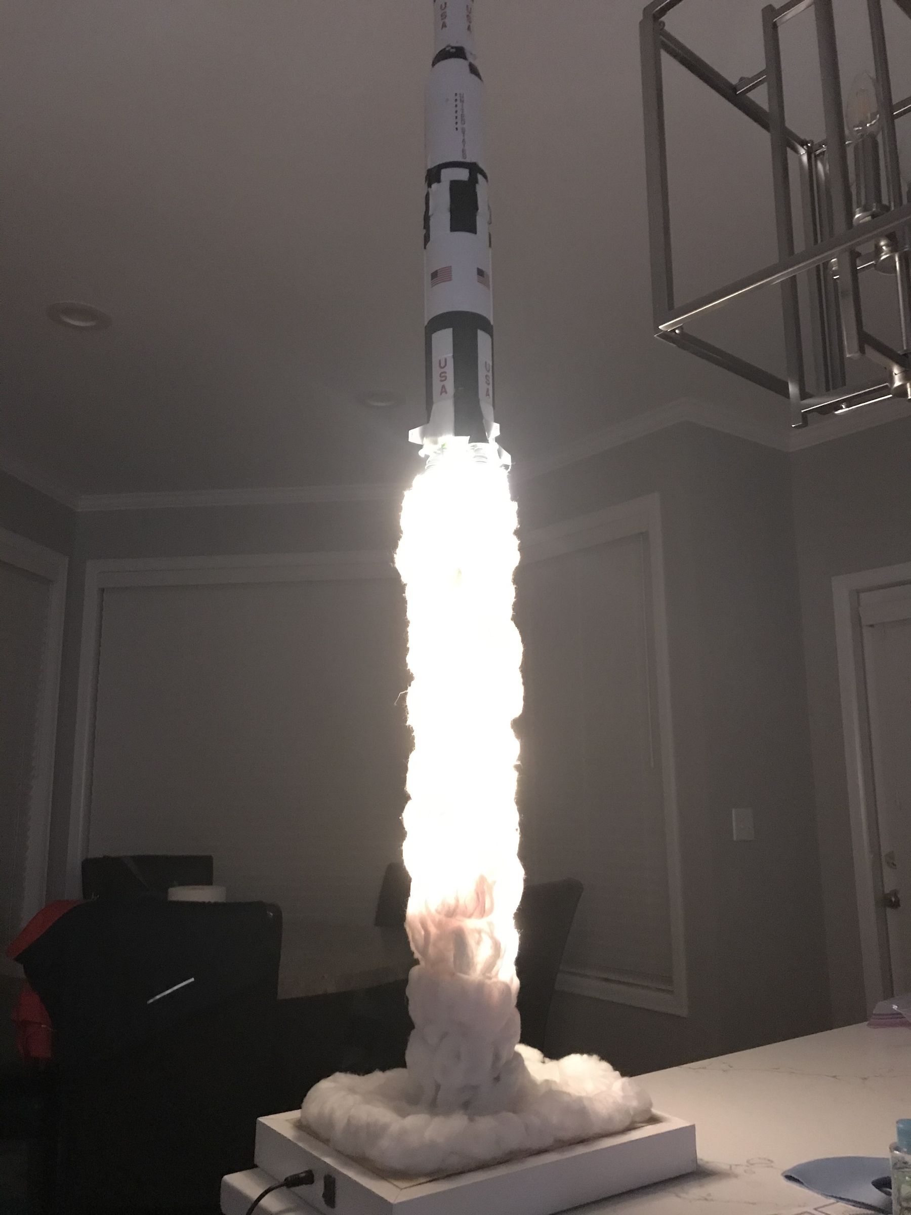 Saturn V Lamp : 8 Steps (with Pictures) - Instructables