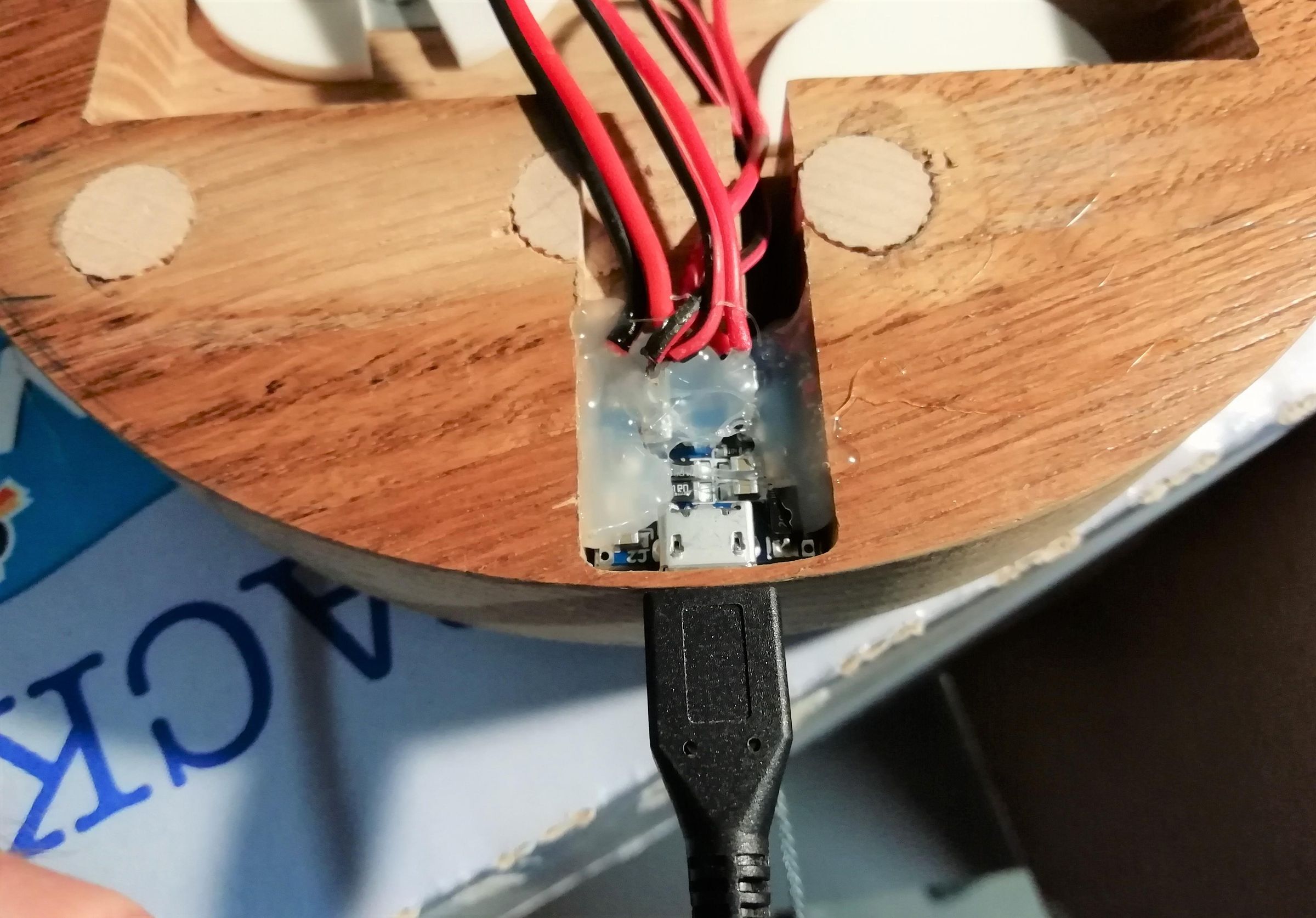 Modern Tensegrity Lamp : 14 Steps (with Pictures) - Instructables