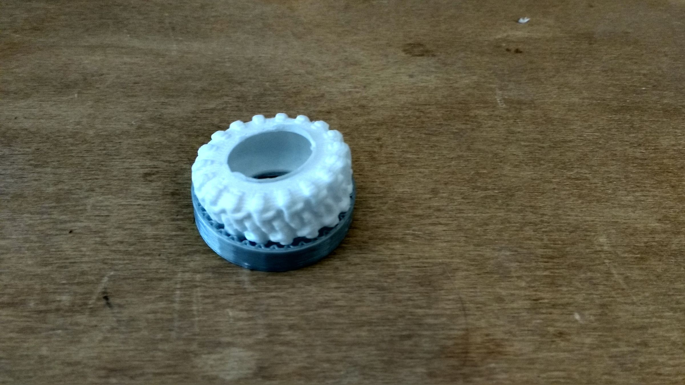 Grippy, Hollow, Silicone Tires for Robots and RC : 5 Steps (with ...