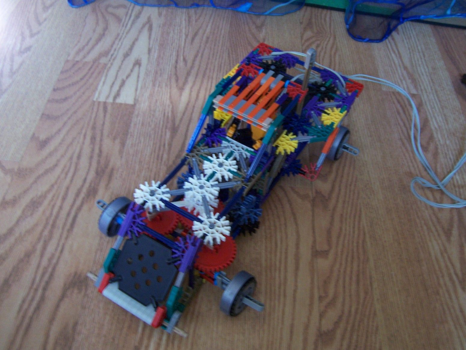 The Raider-A Knex Vehicle With Motorized Steering : 9 Steps - Instructables