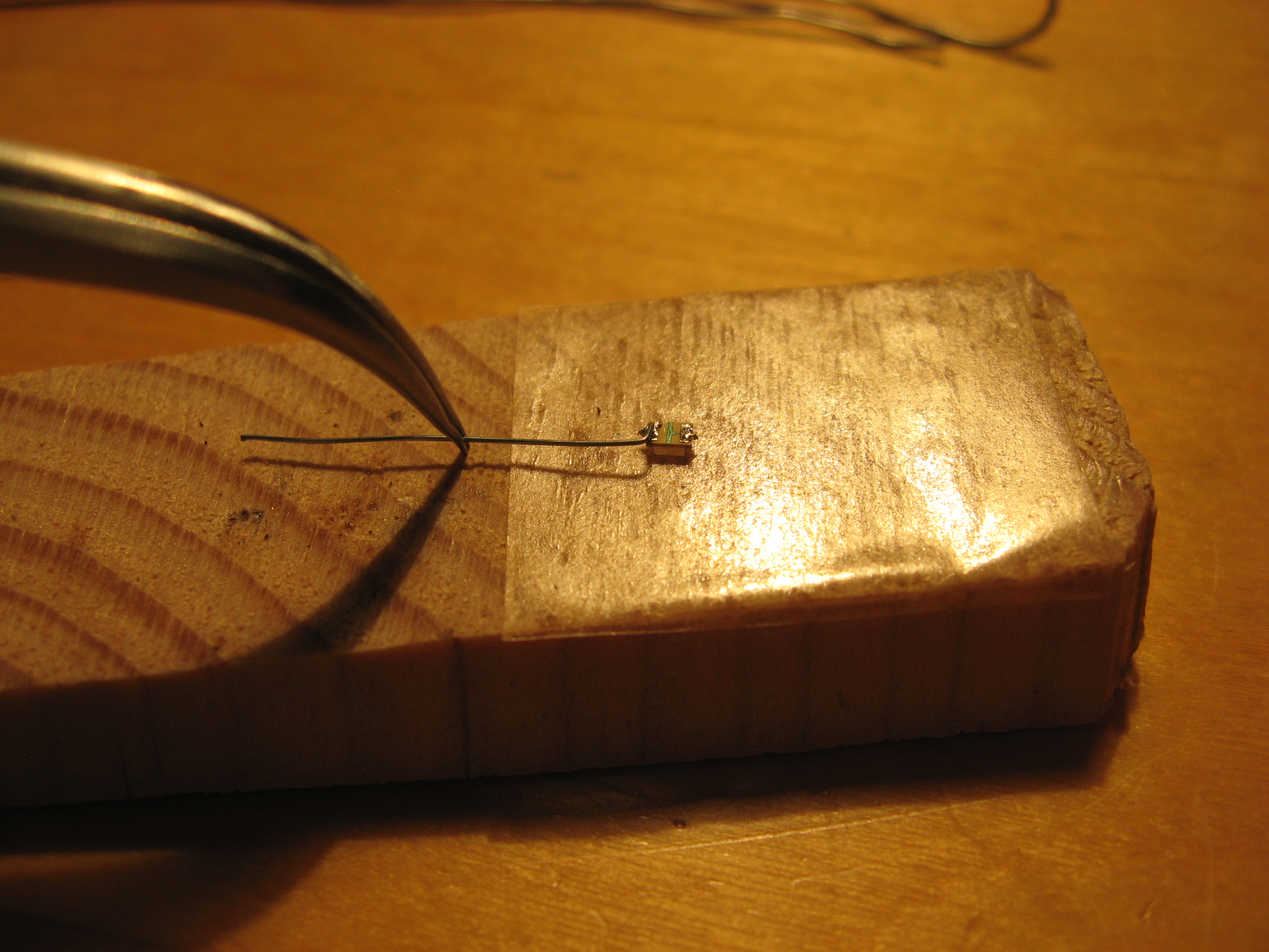 Sewable Surface Mount LEDs : 3 Steps - Instructables