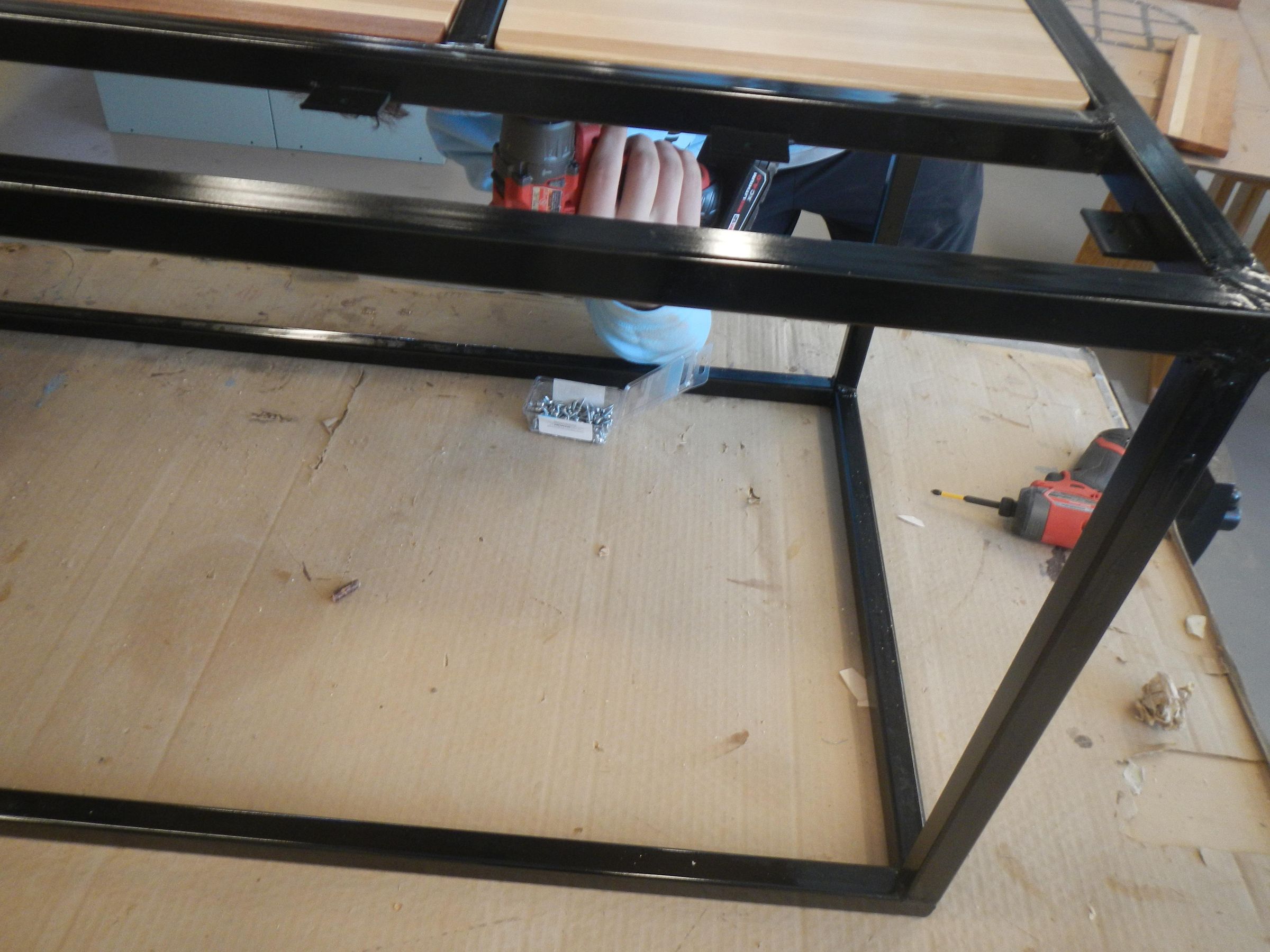 Cool Table With a Unique Steel Design : 14 Steps (with Pictures ...